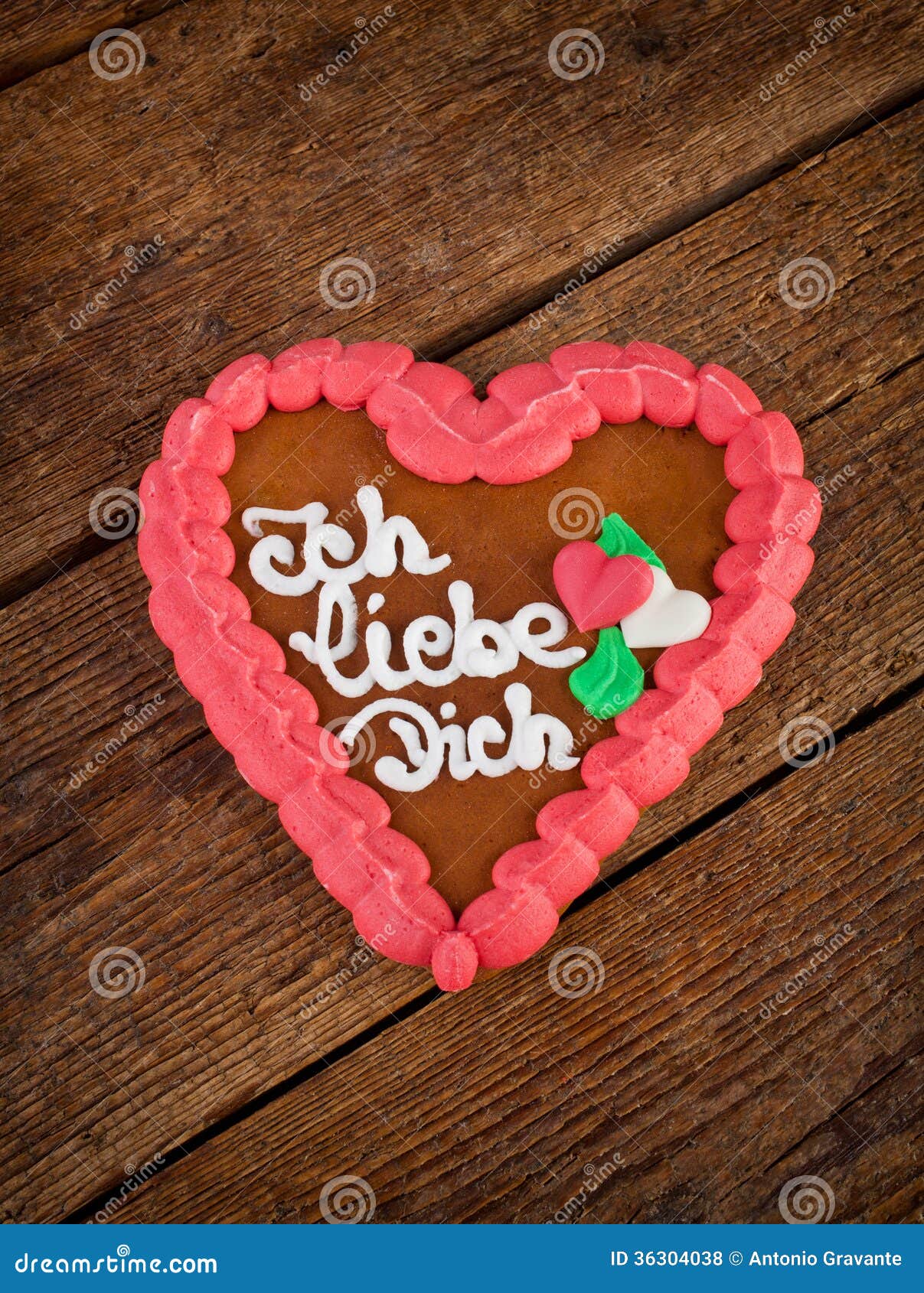 Lebkuchenherzen Gingerbread Heart Cookie Stock Photo - Image of food ...