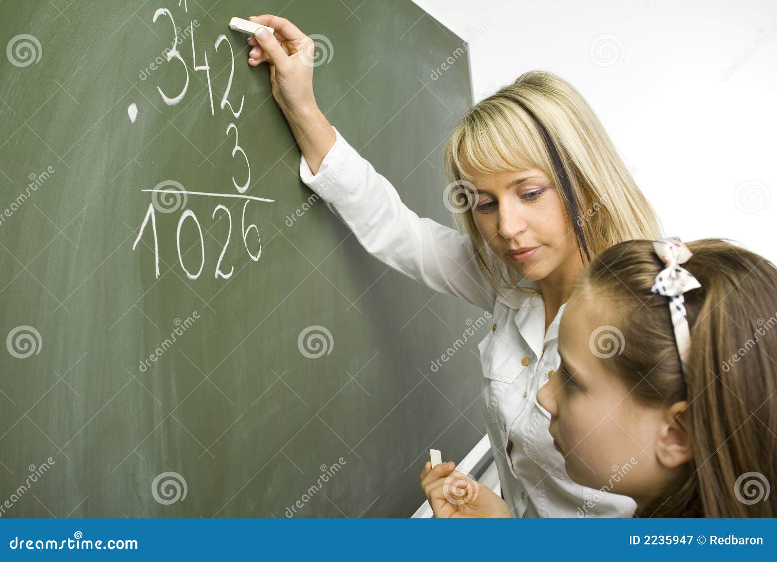 Lección de la matemáticas imagen de archivo. Imagen de standing - 2235947