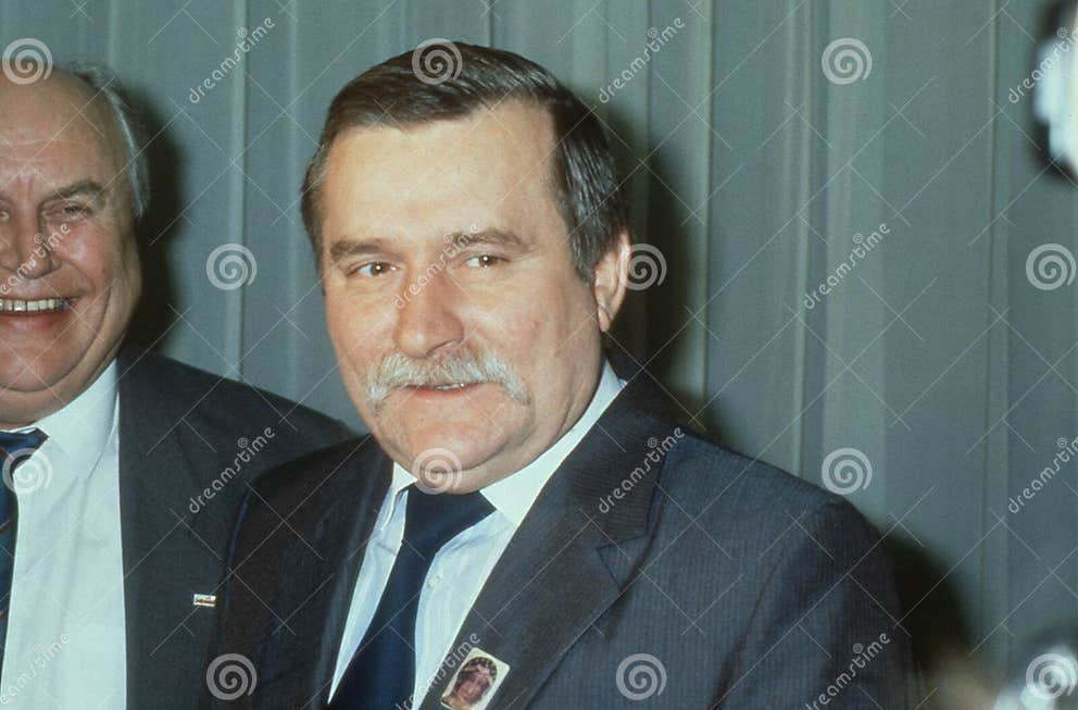 Lech Walesa editorial photo. Image of politics, solidarity - 23545726