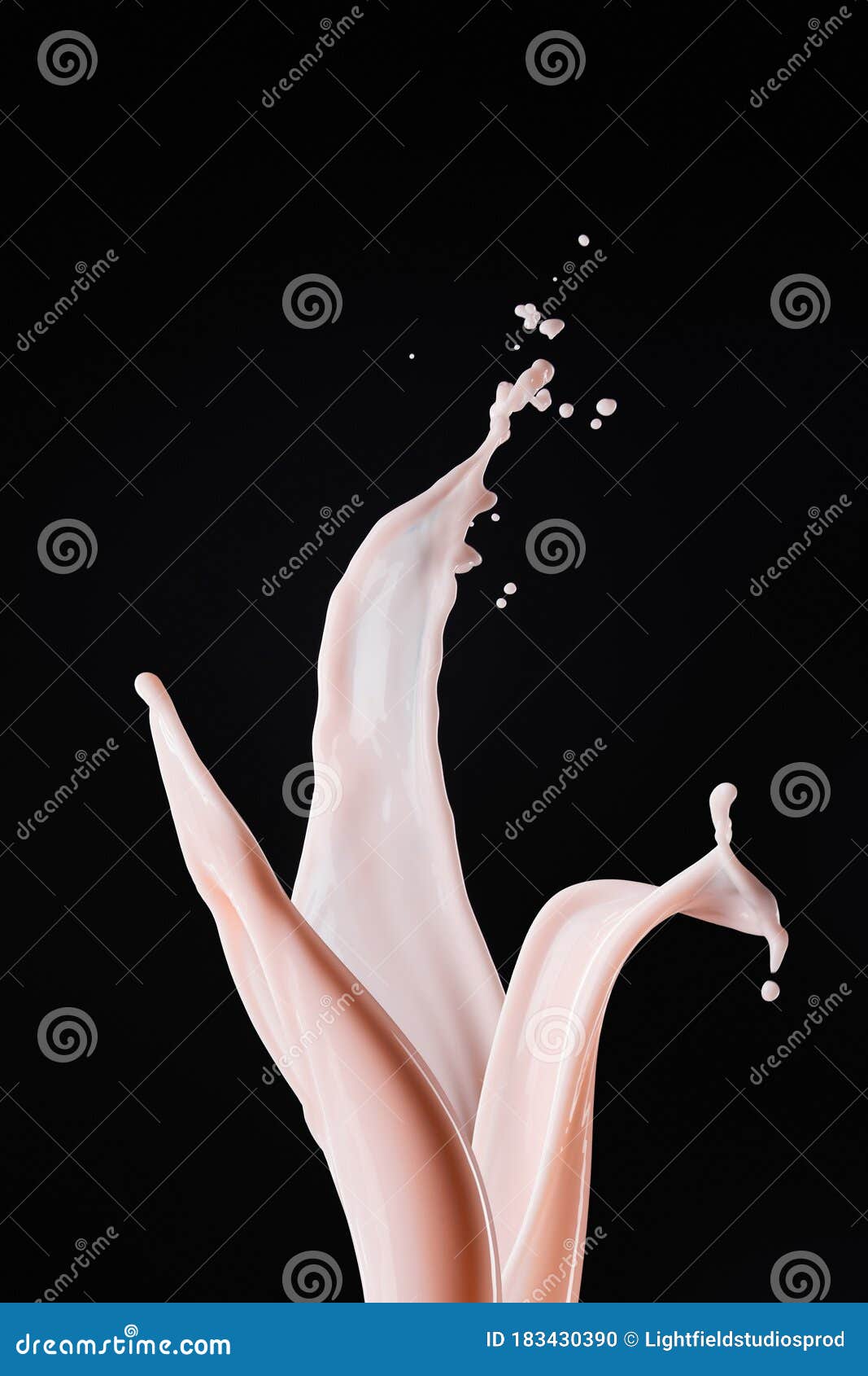 Leche Rosa Fresca Salpicada Aislada En Foto de archivo - Imagen de onda ...