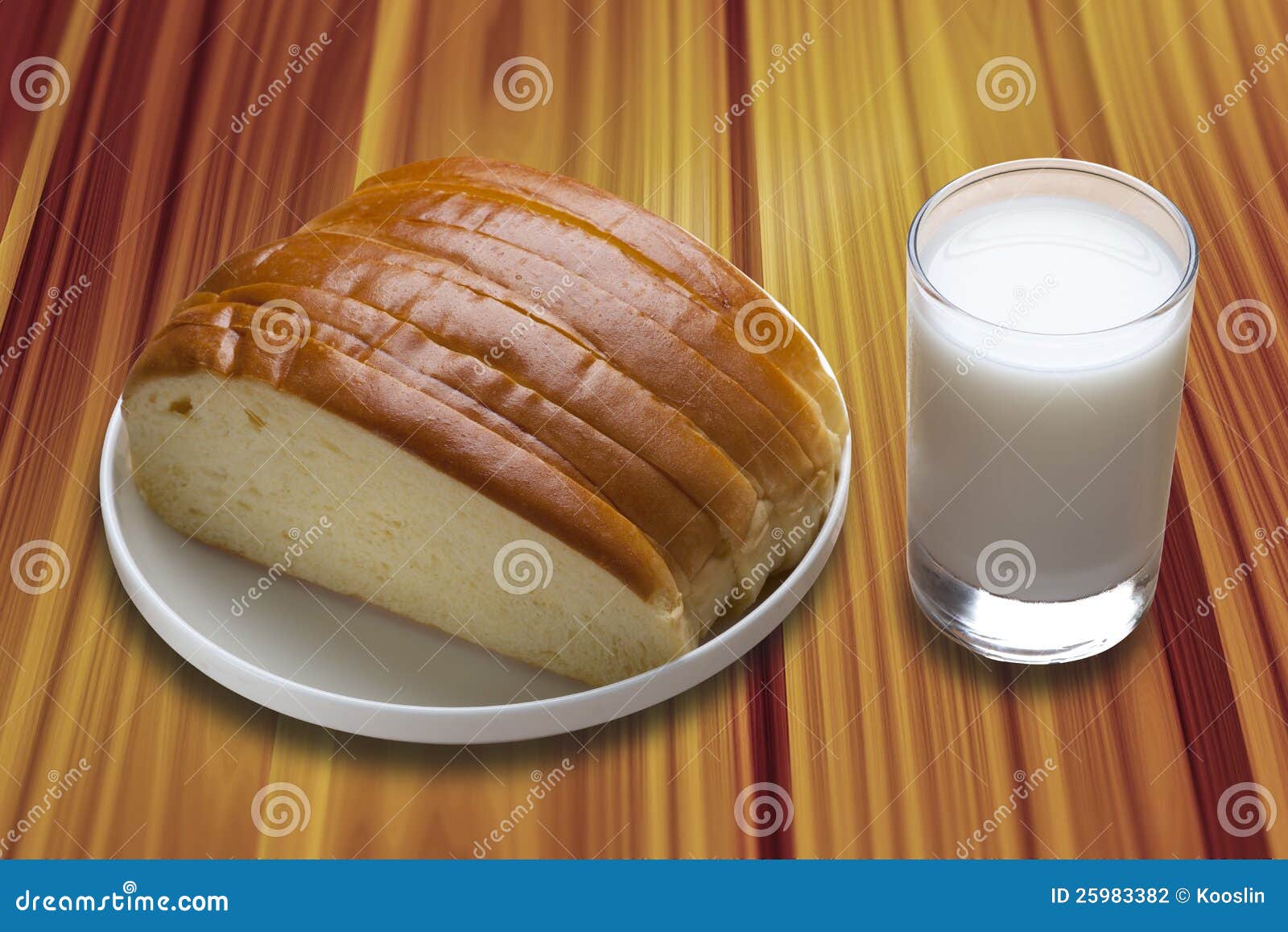 Leche y pan foto de archivo. Imagen de alimento, fresco - 25983382