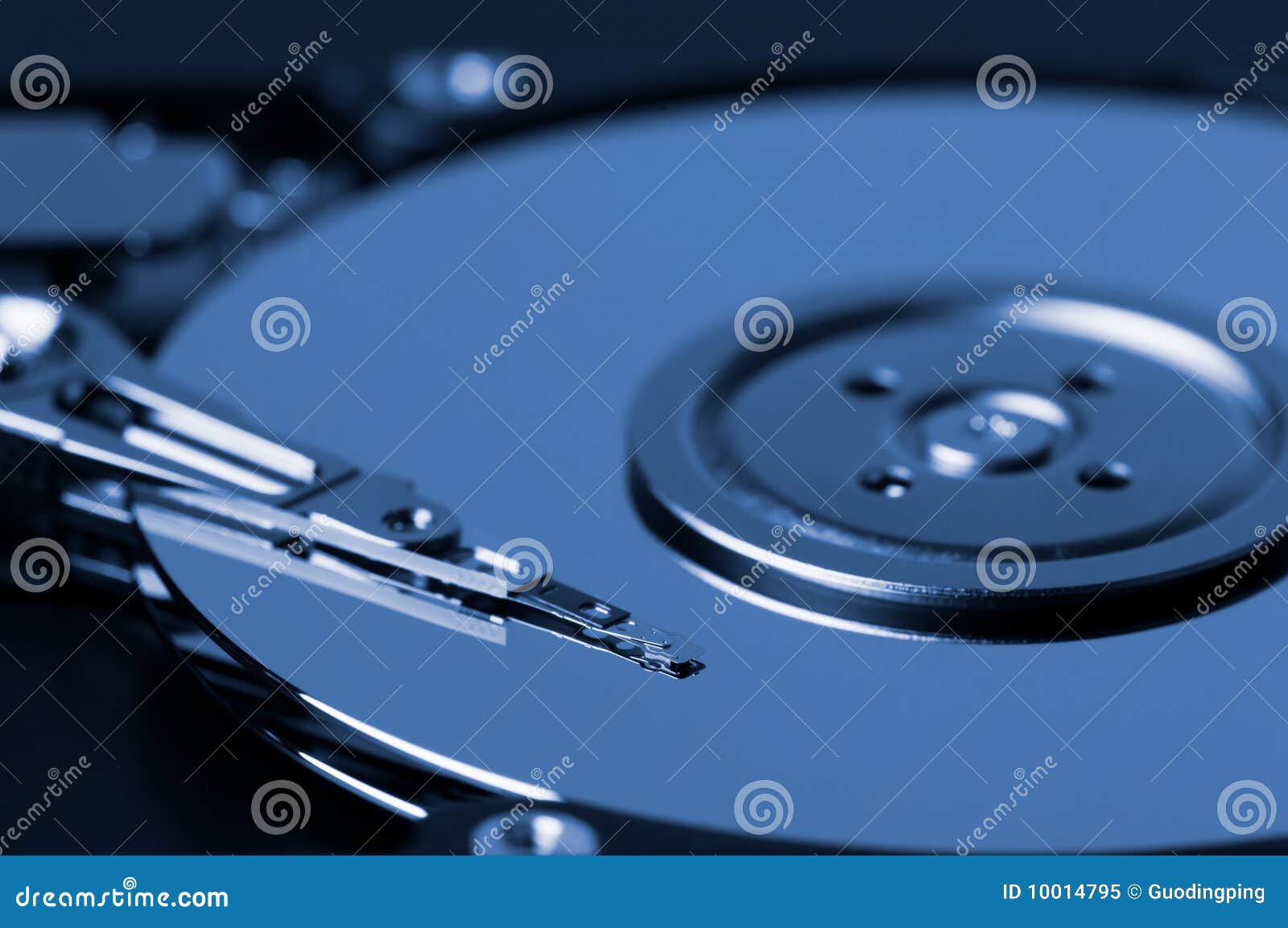 Lecteur de disque dur image stock. Image du cercle, mémoire - 10014795