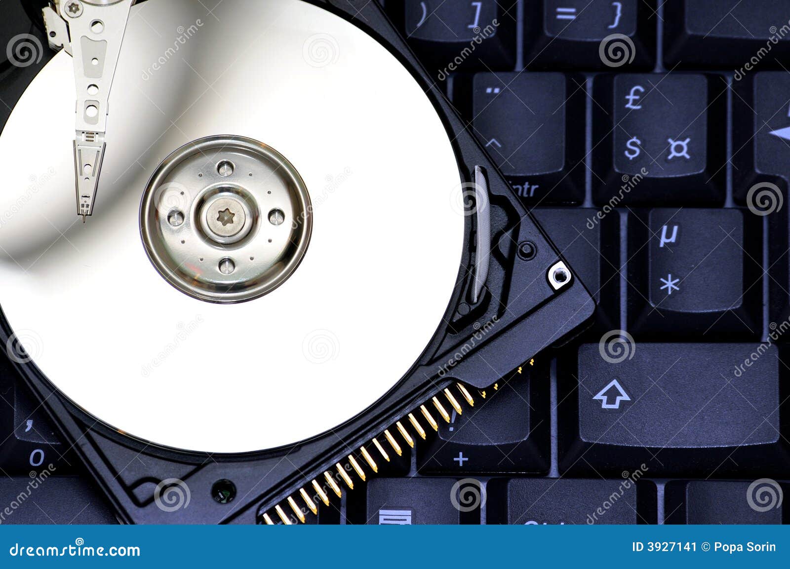 Lecteur de disque dur image stock. Image du ouvert, tête - 3927141