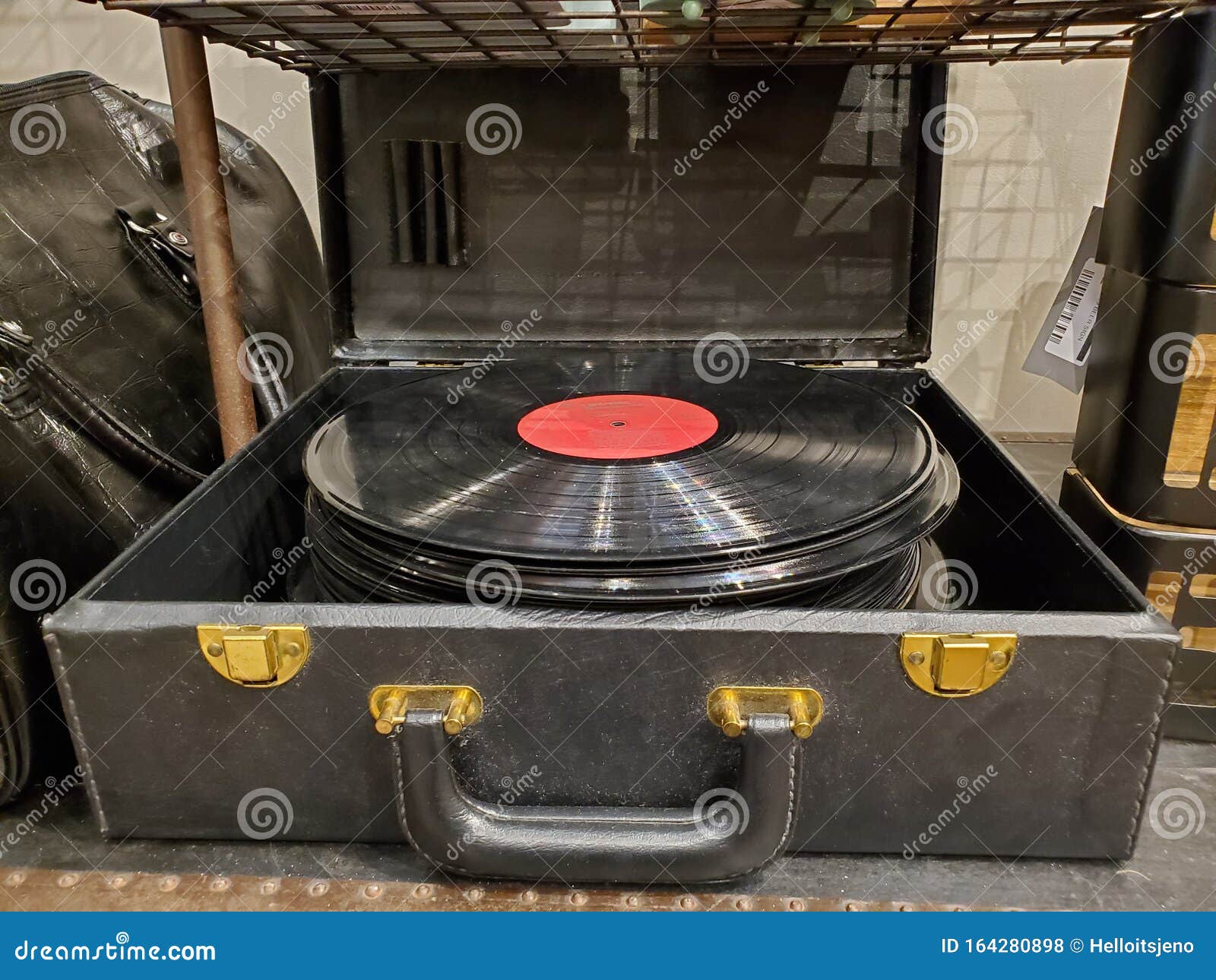 Lecteur Vinyl Record Sur Display Vintage Photo stock - Image du ...