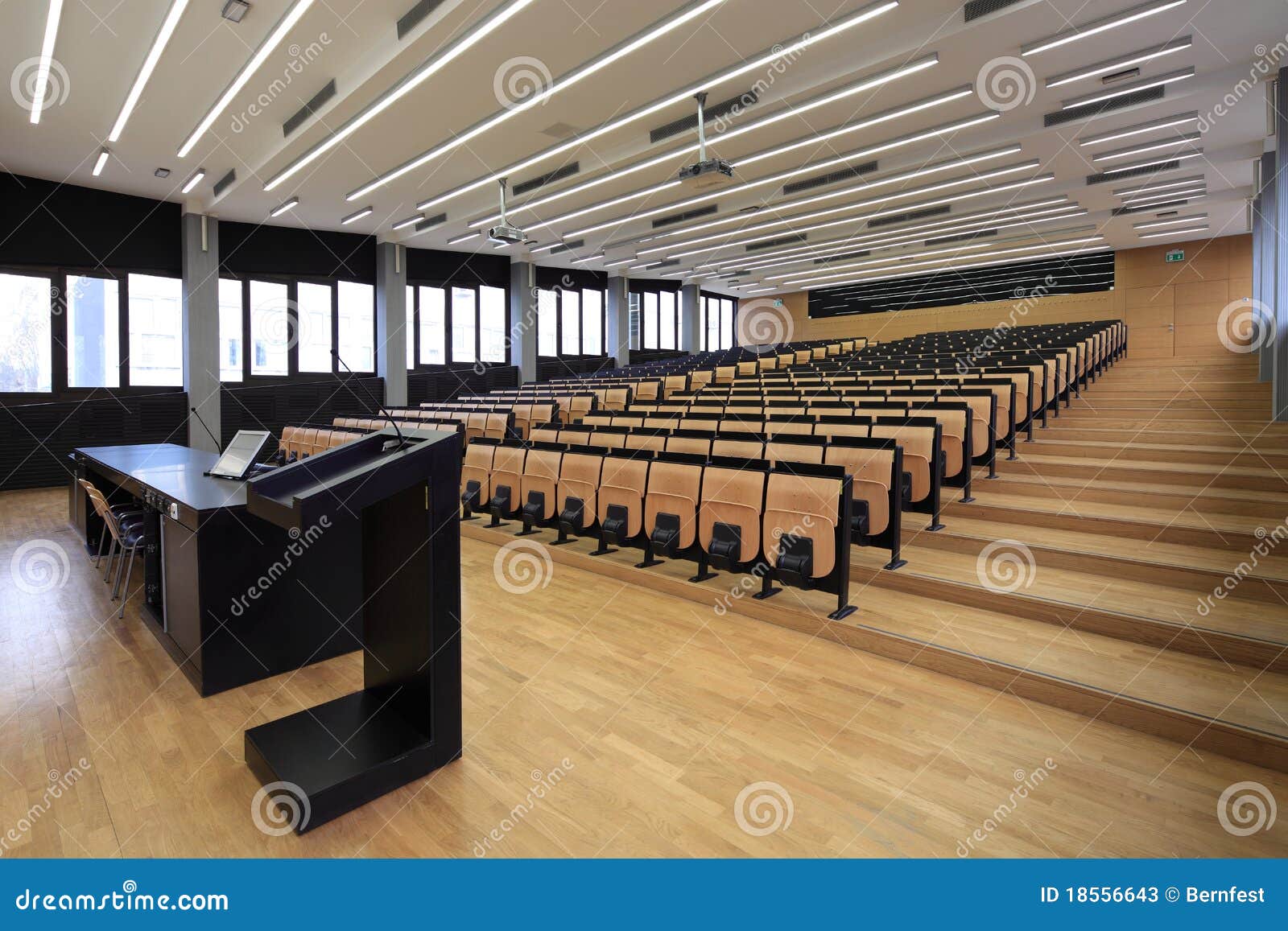 Lecture hall stock image. Image of empty, projector, education - 18556643