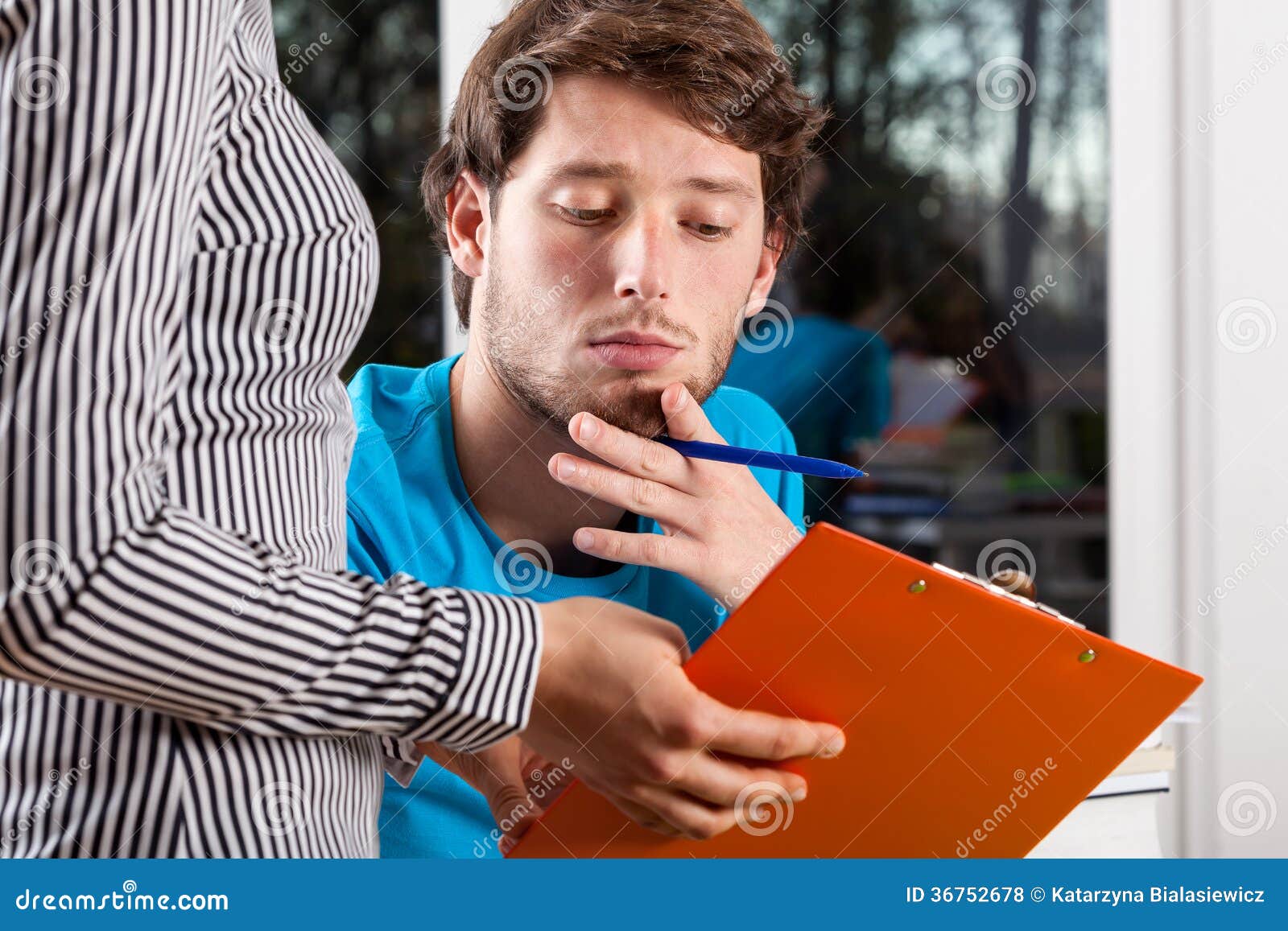 Lecturer Explaining a Topic To Student Stock Photo - Image of read ...