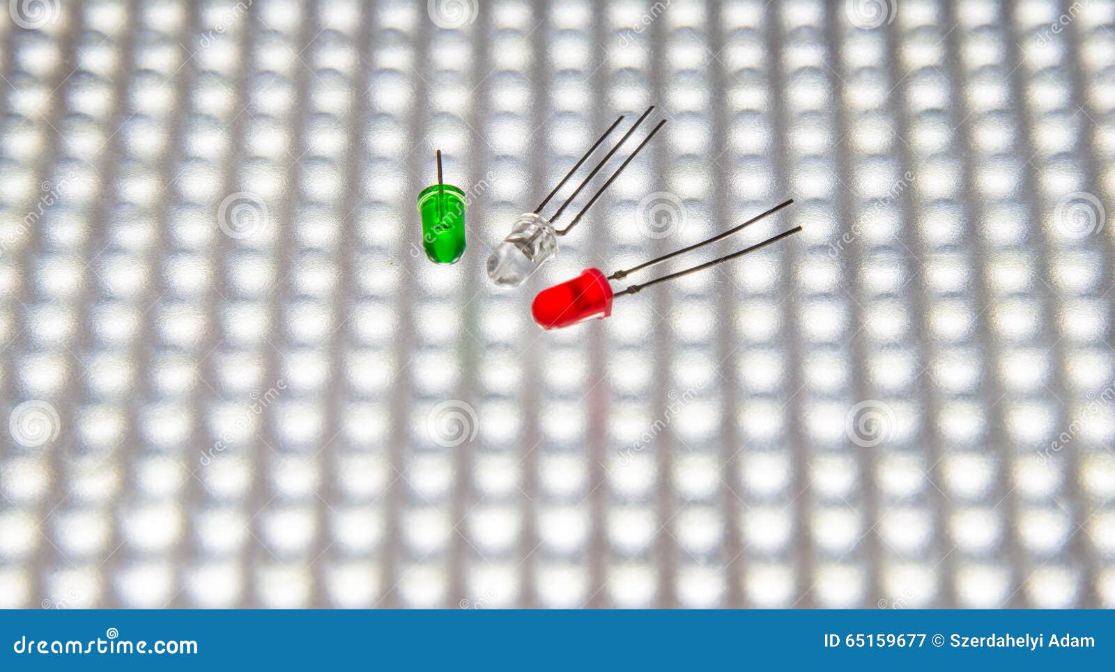 LED verte, blanche, rouge image stock. Image du ampoule - 65159677