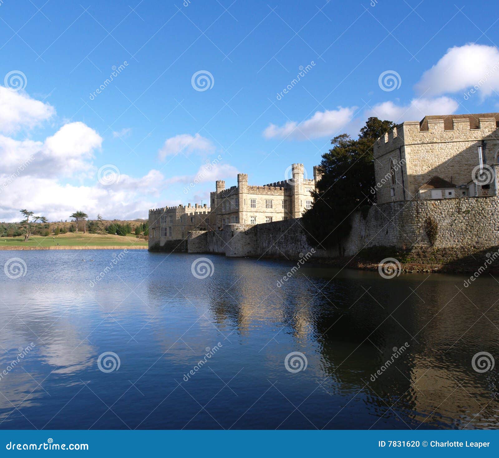 Leeds Castle Royalty-Free Stock Photo | CartoonDealer.com #49064703