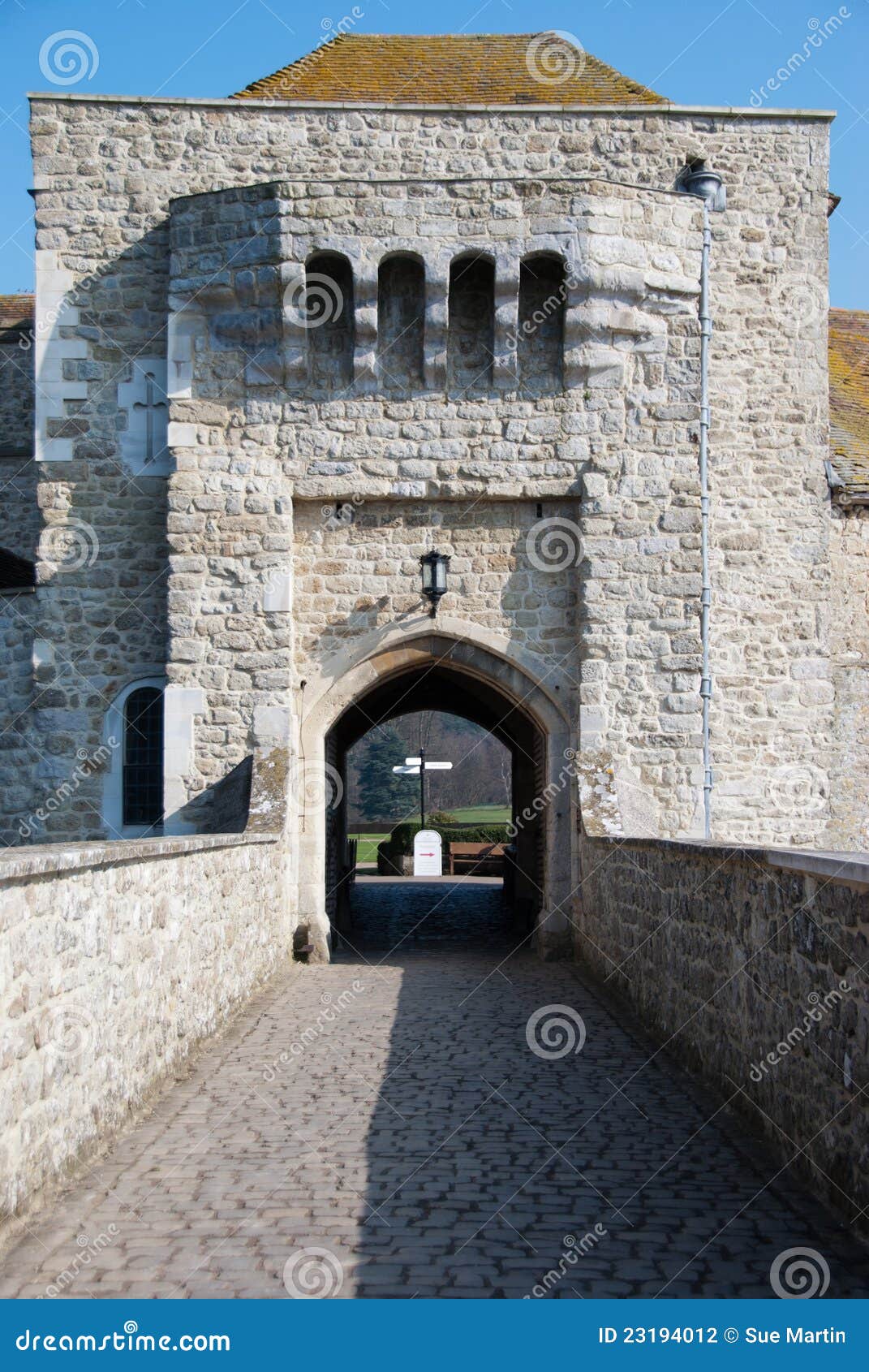 Leeds Castle Gatehouse stock photo. Image of historical - 23194012