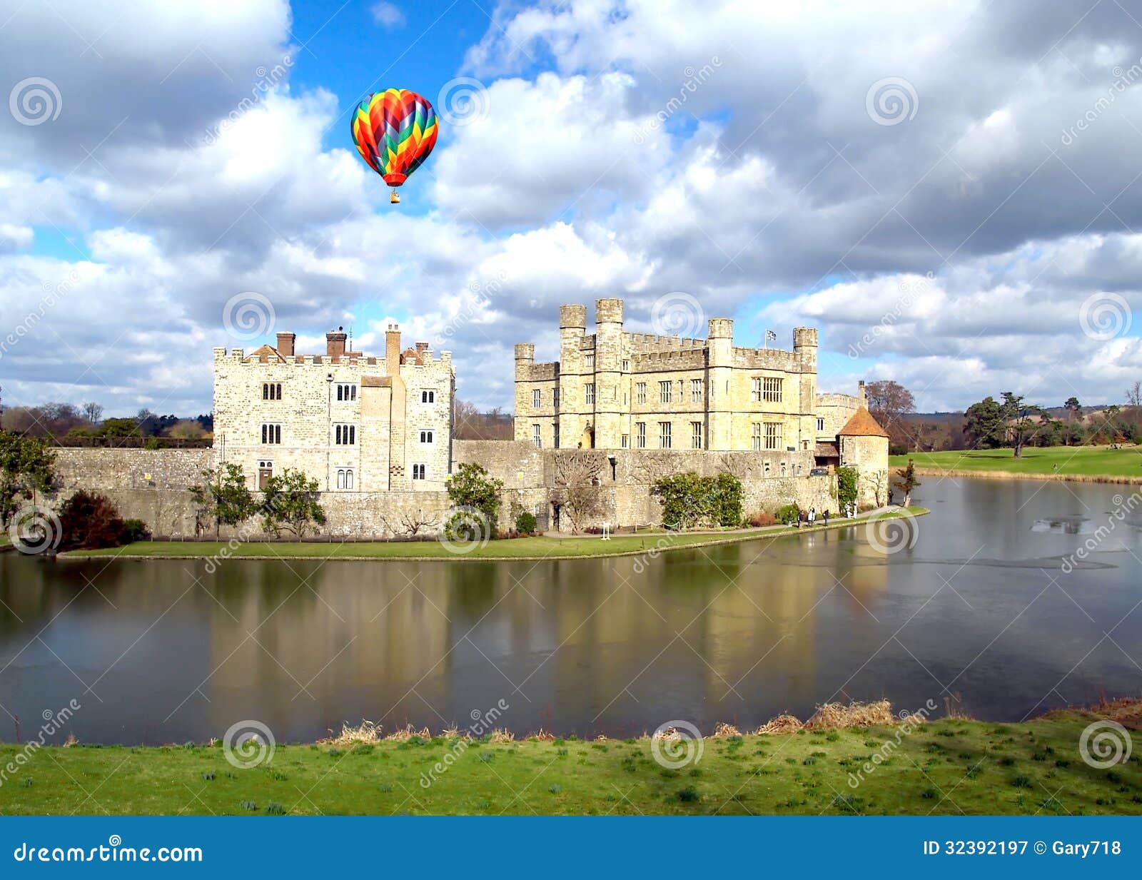 The Leeds Castle Under Sunny Sky Stock Image - Image of balloon ...