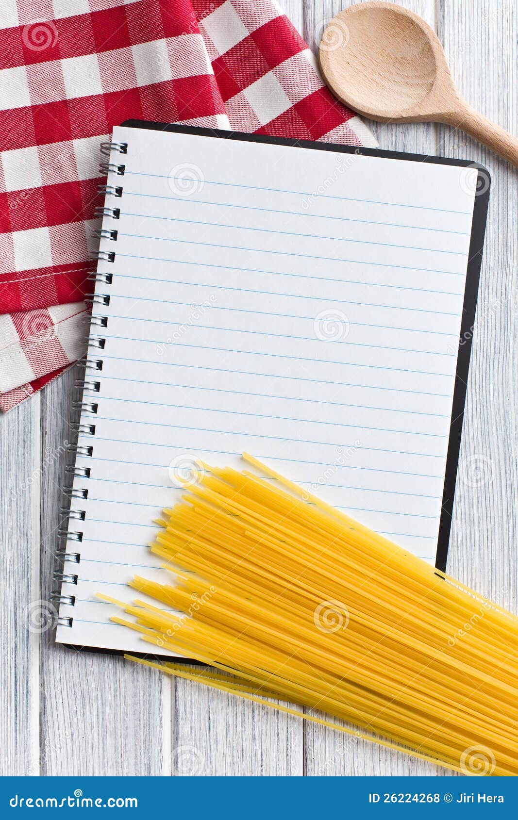 Leeg Receptenboek Met Italiaanse Spaghetti Stock Foto - Image of ... Leeg Receptenboek Met Italiaanse Spaghetti Stock Foto - Image of ...