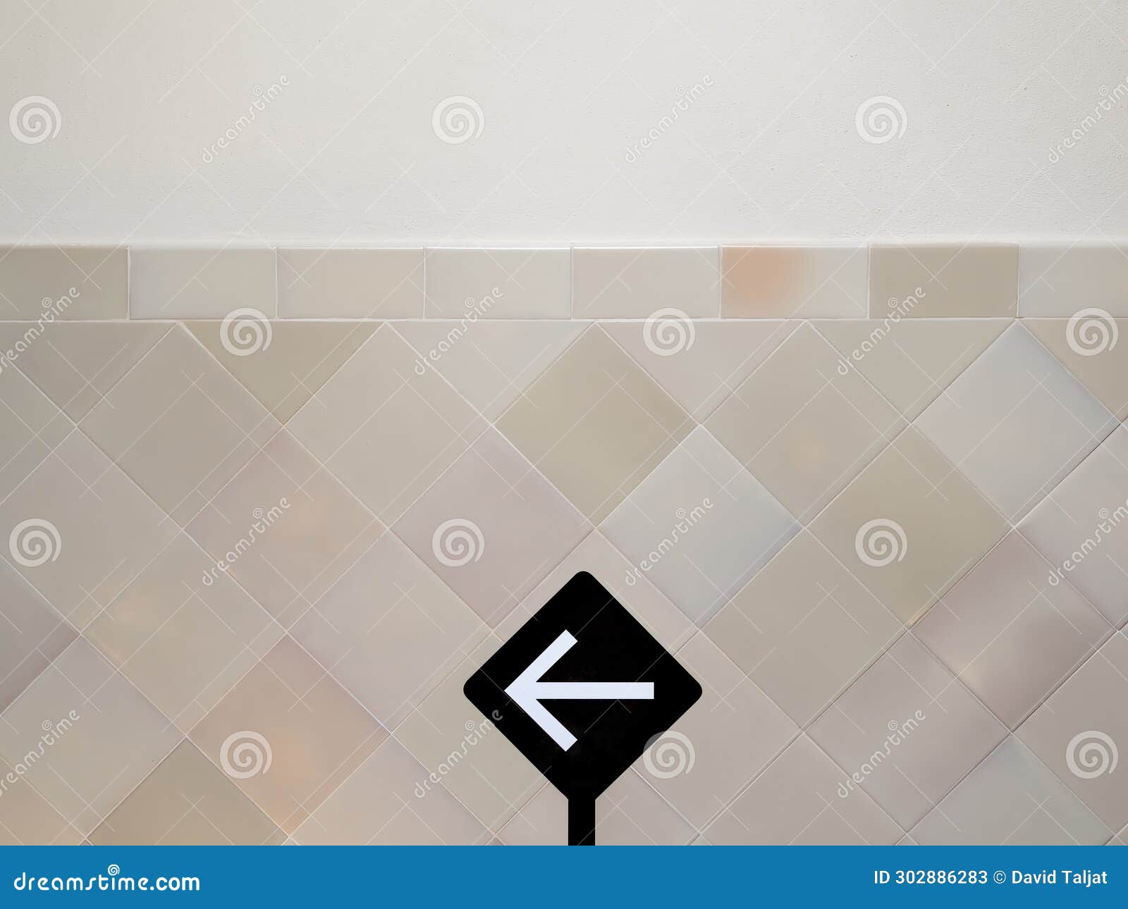 Left Showing Wall Arrow Sign Stock Image - Image of path, transport ...