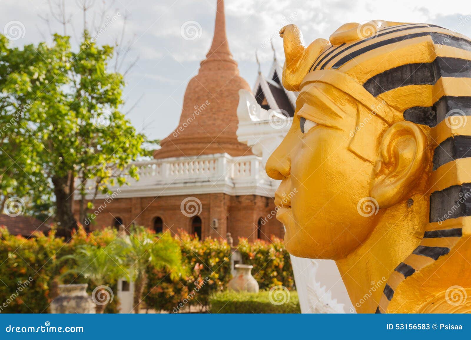 Golden Sphinx Statue Pagoda Background Stock Photos - Free & Royalty ...