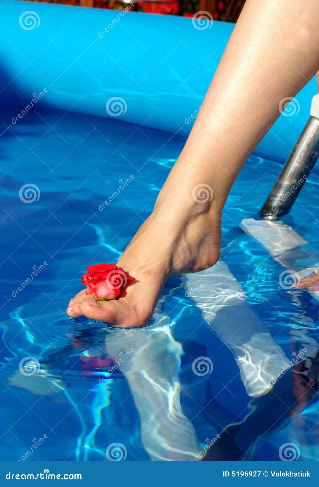Leg In Pool Picture. Image: 5196927