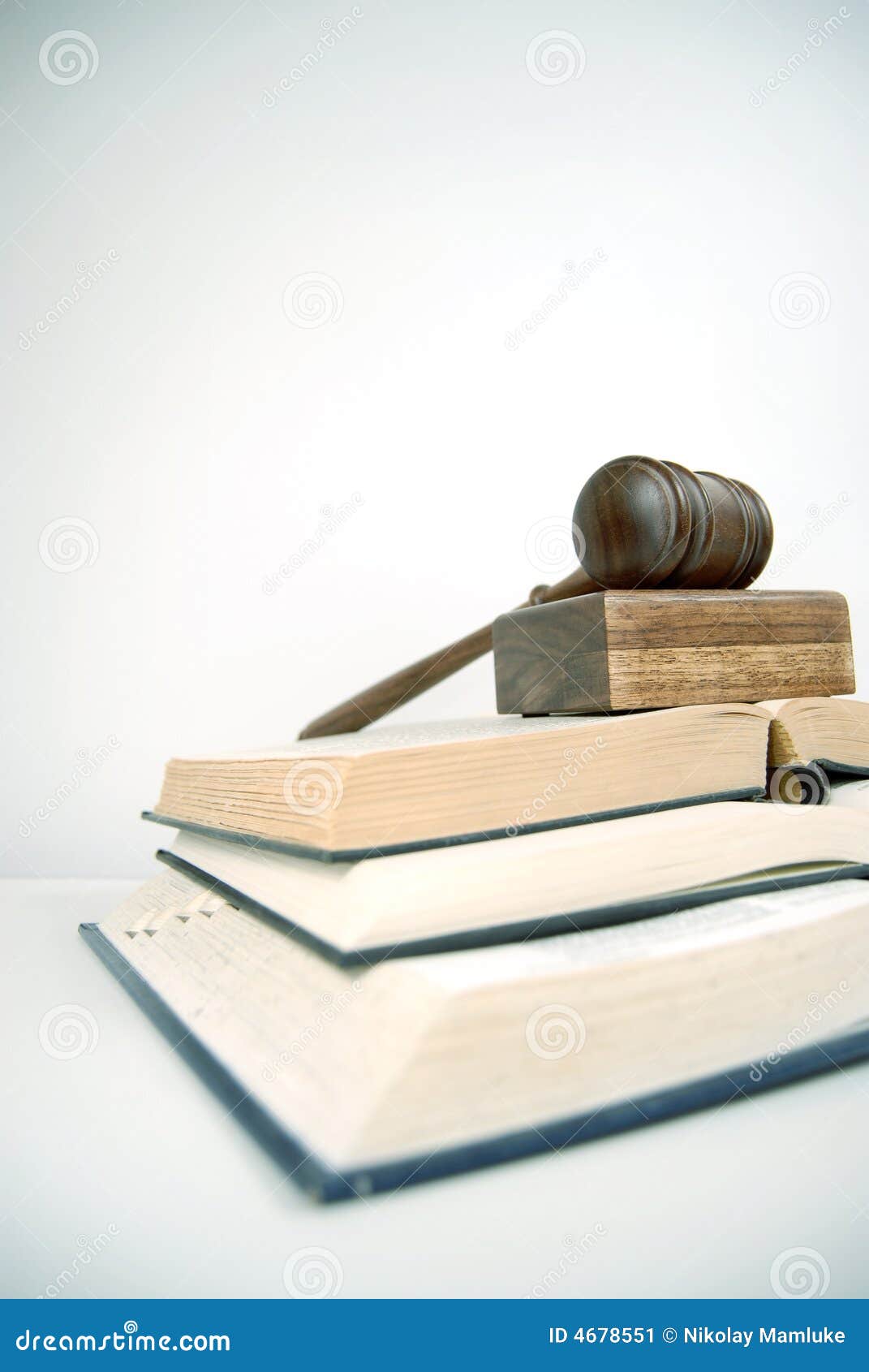 Legal research stock image. Image of learning, government - 4678551