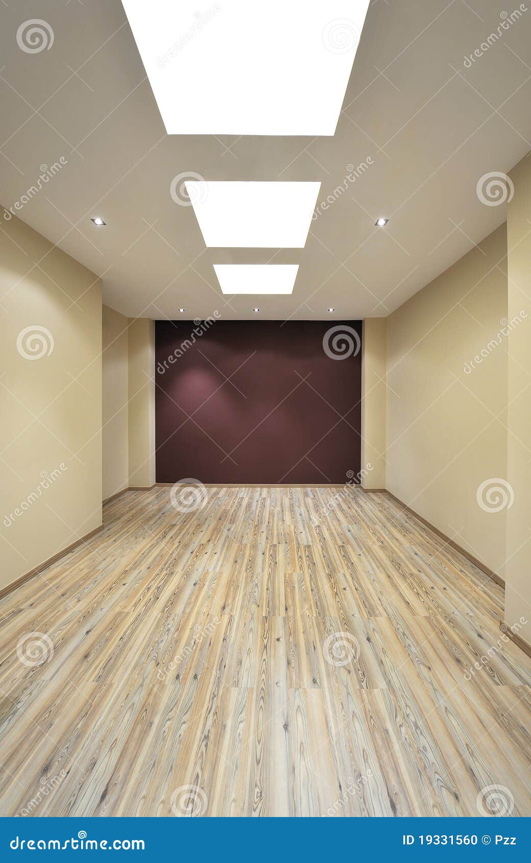 Lege ruimte stock foto. Image of geconstrueerd, landgoed - 19331560