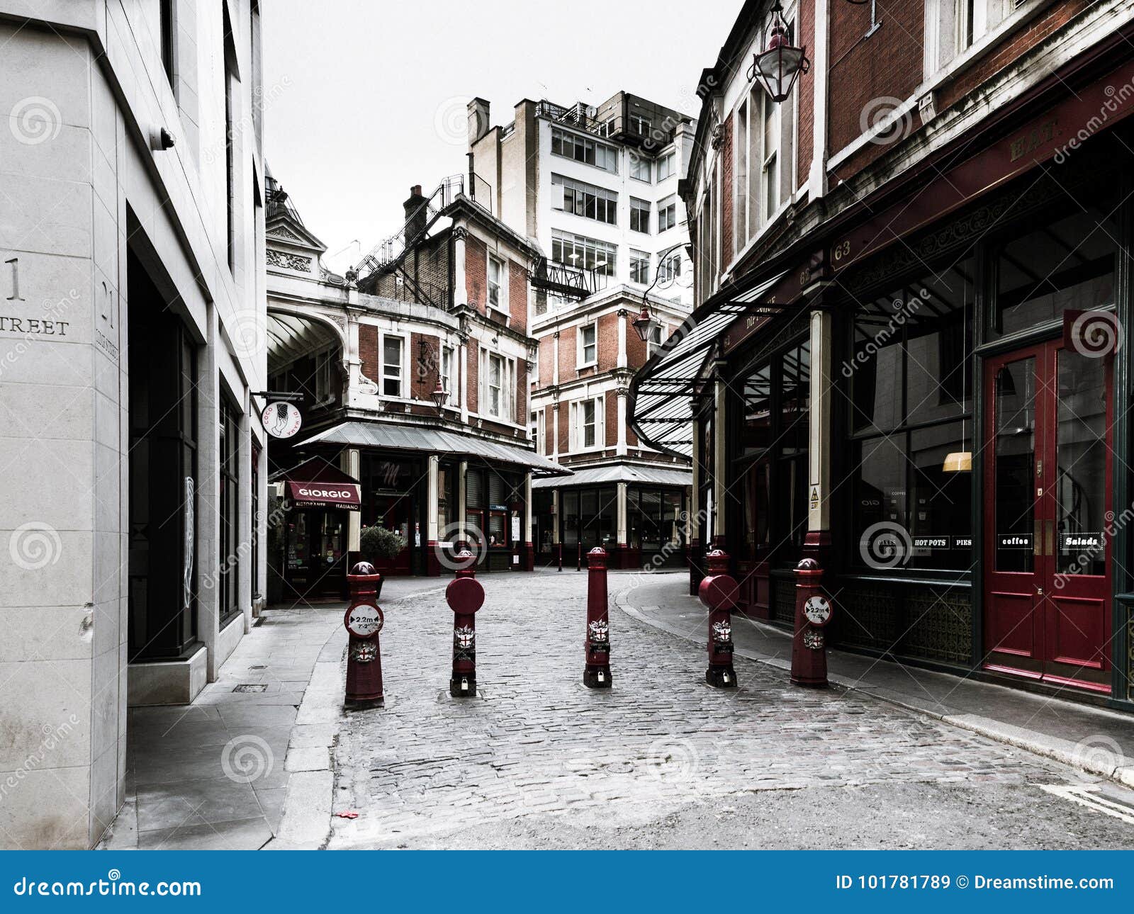 Lege Straat in Stad Van Londen Redactionele Stock Afbeelding - Image of ...