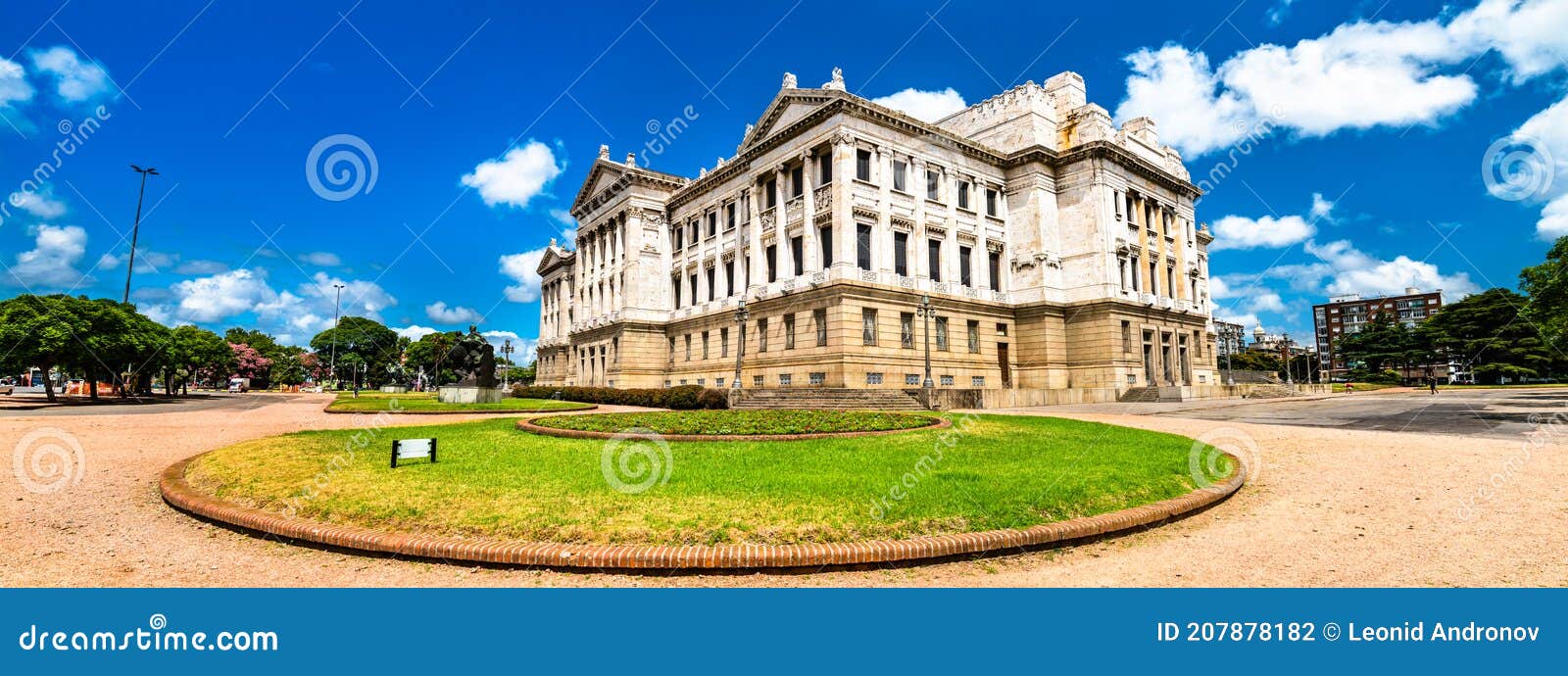 Legislative Palace of Uruguay in Montevideo Stock Photo - Image of ...