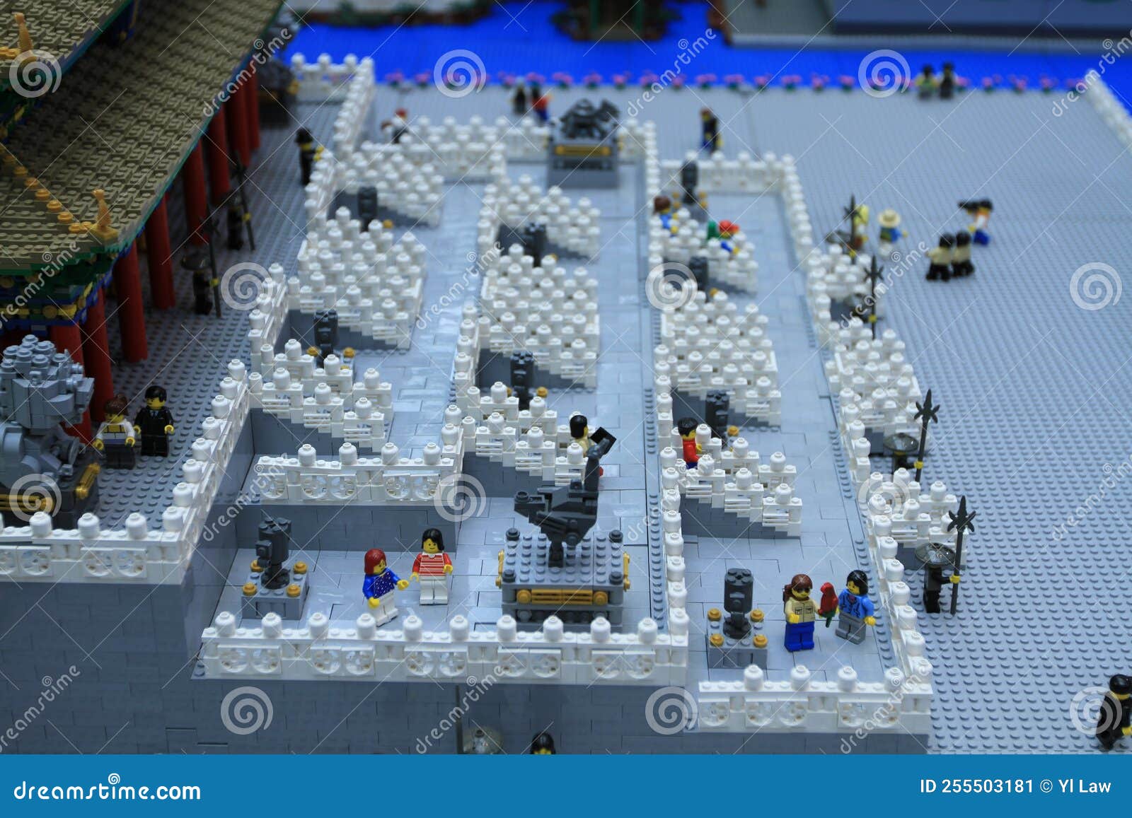 The Lego City, Building Blocks in Multiple Colours 22 April 2011 ...