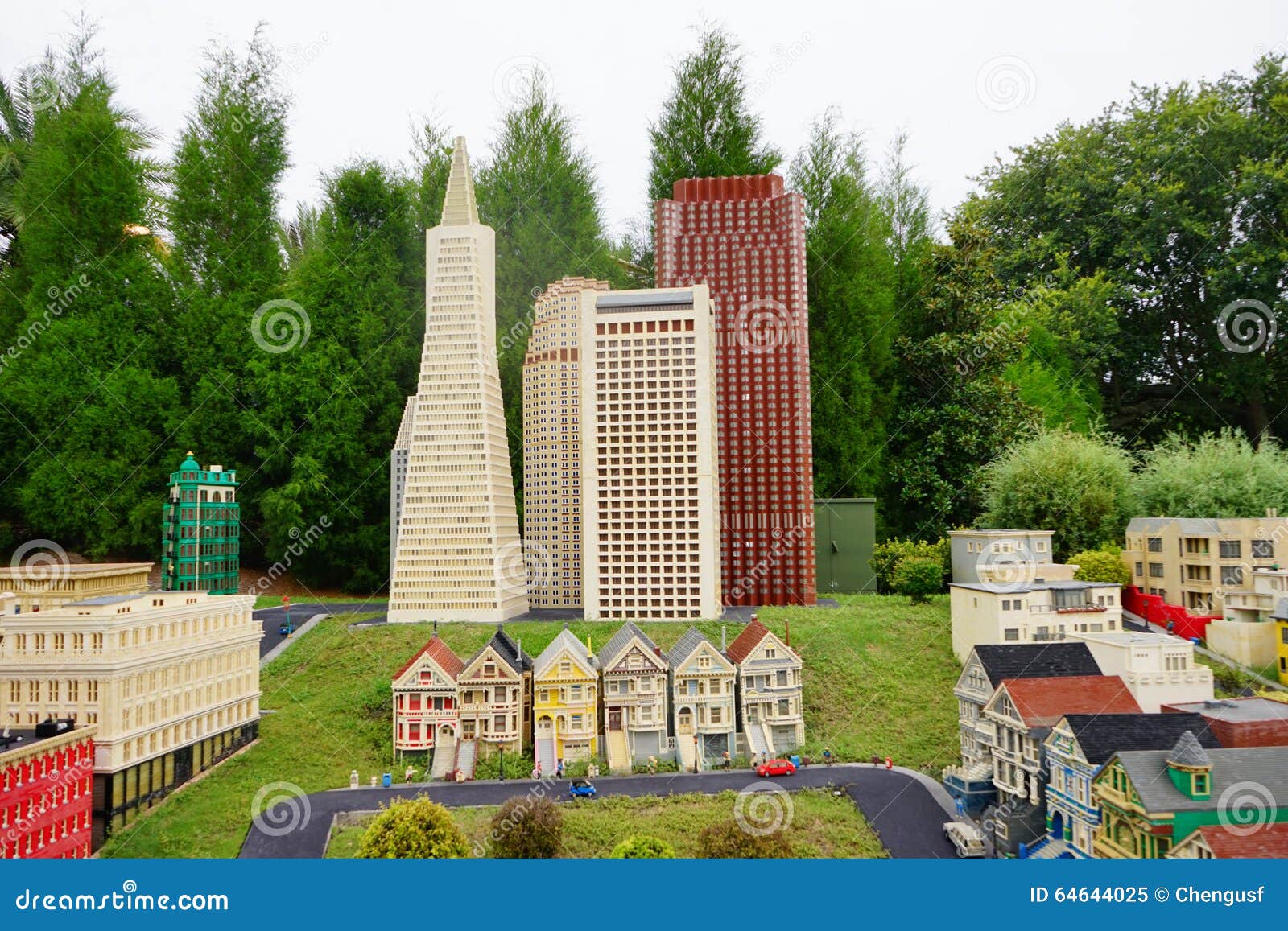 Lego mini building editorial image. Image of building - 64644025