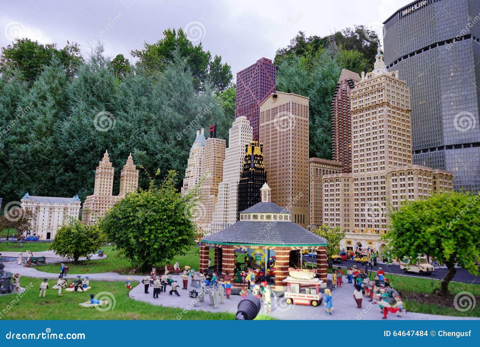 Lego mini building editorial stock image. Image of cypress - 64647484