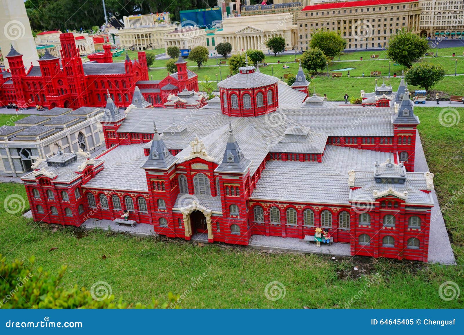 Lego mini castle editorial image. Image of arrangement - 64645405