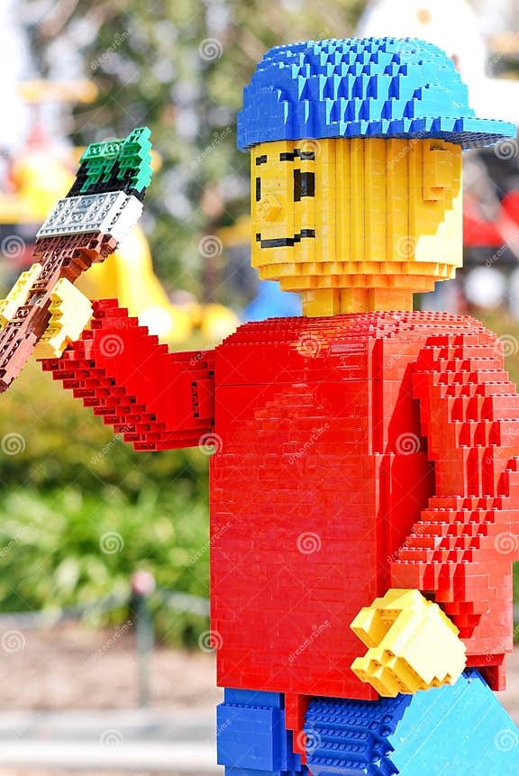 Lego Painter Boy at Legoland Editorial Image - Image of build, epic ...