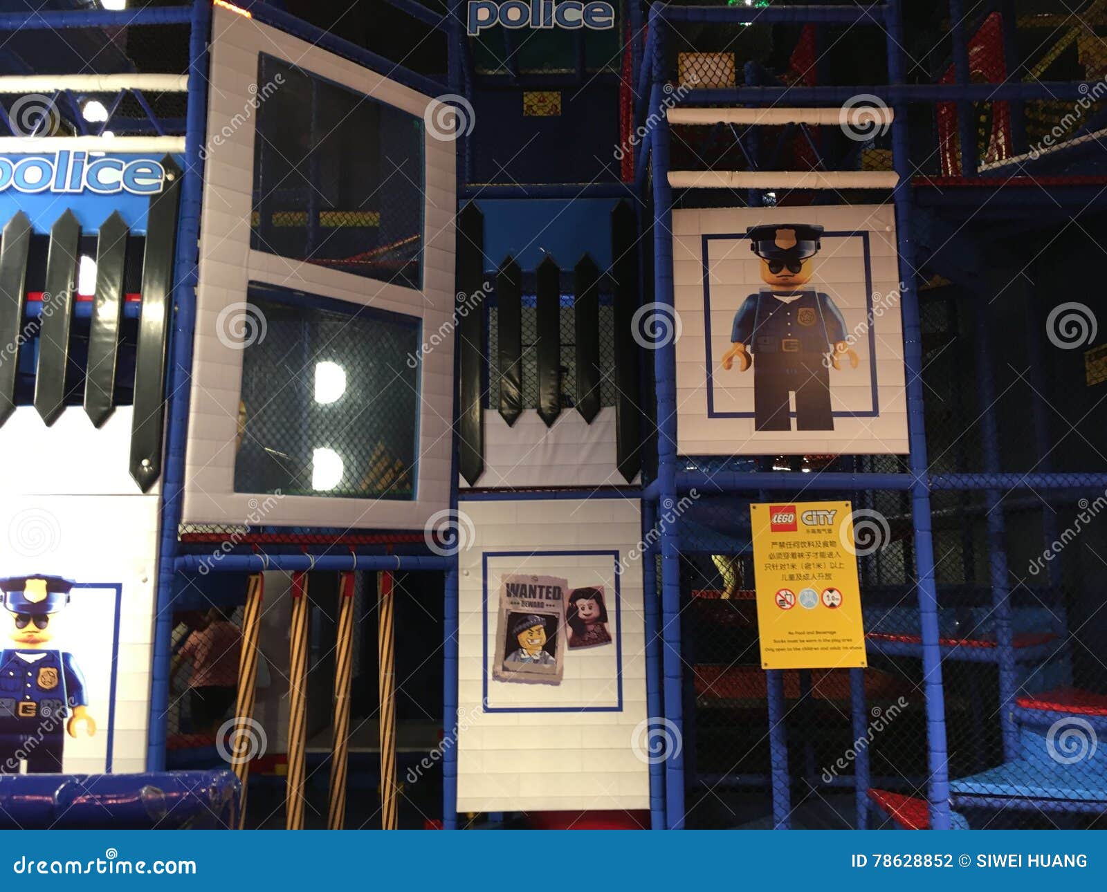 LEGOLAND Shanghai editorial photography. Image of mall - 78628852