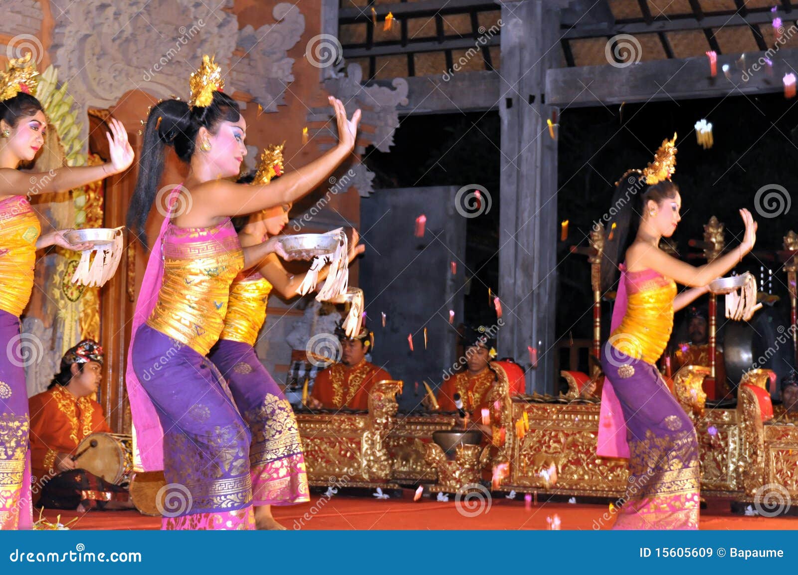 Legong dancer bali editorial stock image. Image of indonesie - 15605609