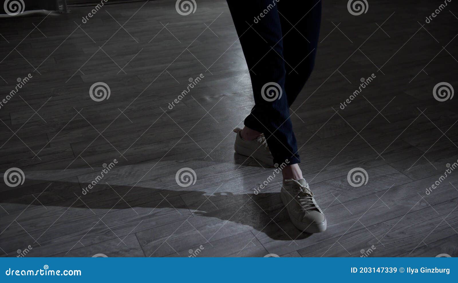 The Legs Show the Basic Movements of Hip Hop, Contemporary Dance, and ...