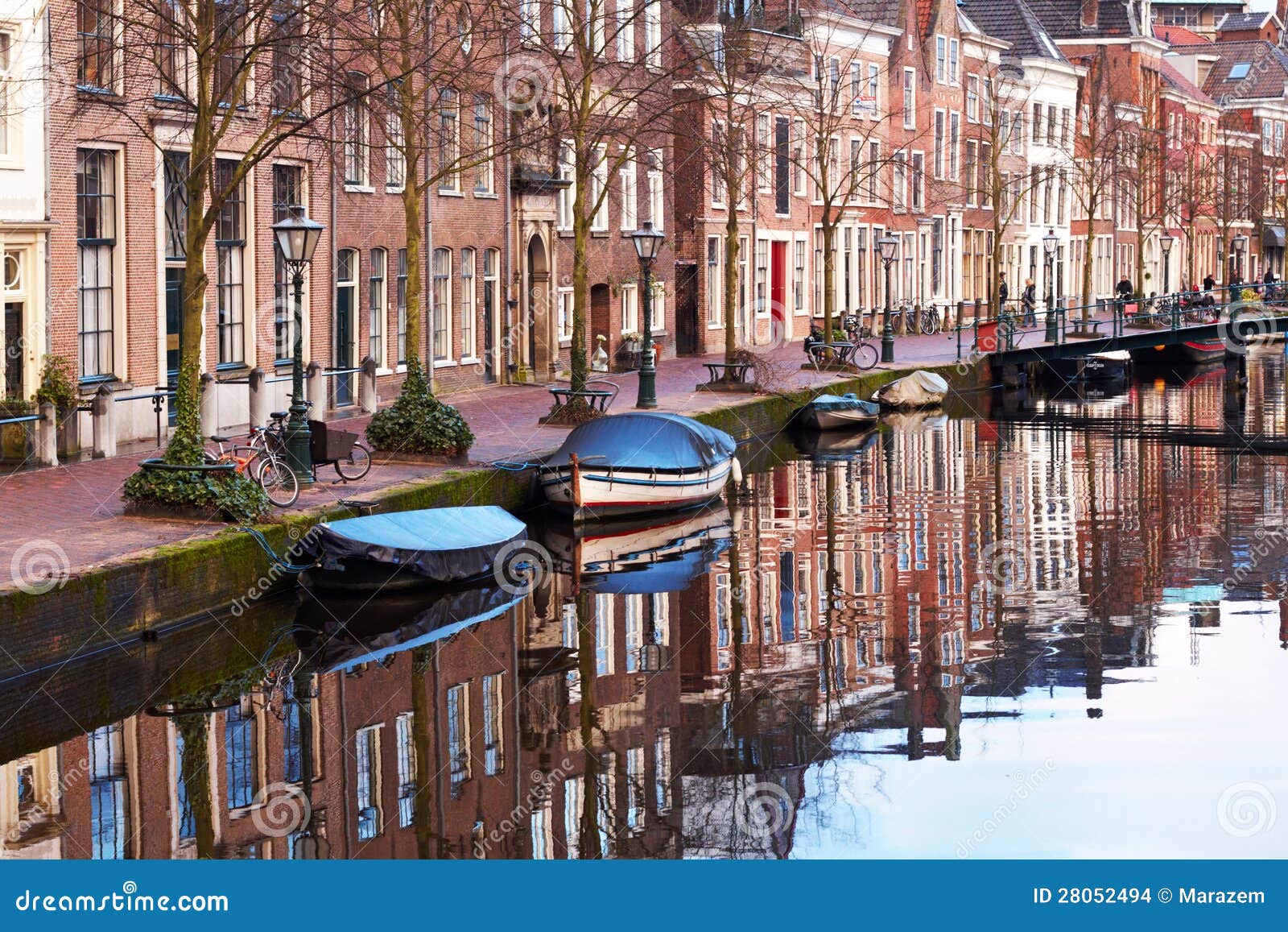 Leiden city, Netherlands editorial stock image. Image of city - 28052494