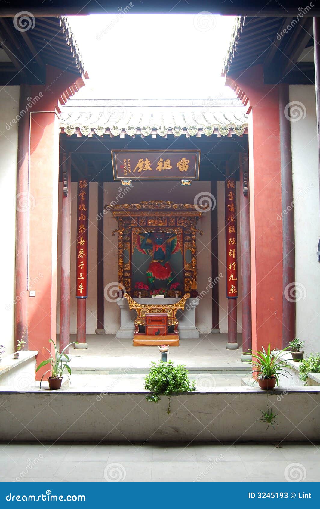 Leizu Temple Picture. Image: 3245193