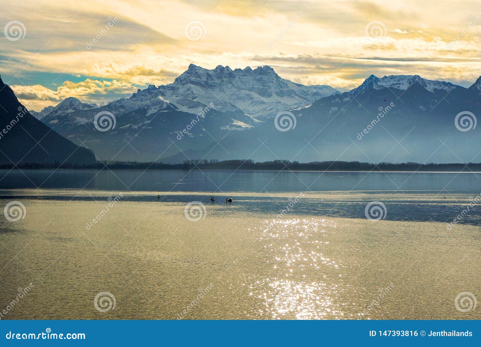 The Leman Lake, Switzerland Stock Photo - Image of lake, effet: 147393816