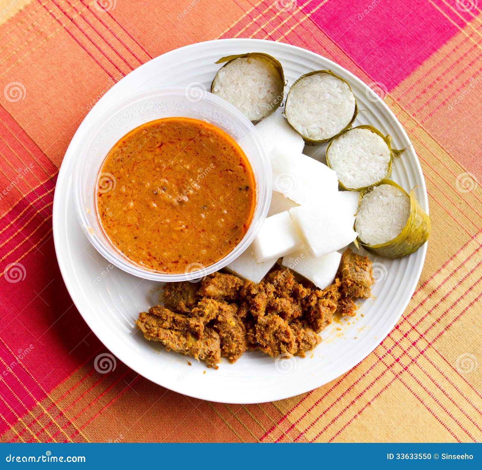 Lemang rendang ketupat stock photo. Image of bamboo, gourmet - 33633550
