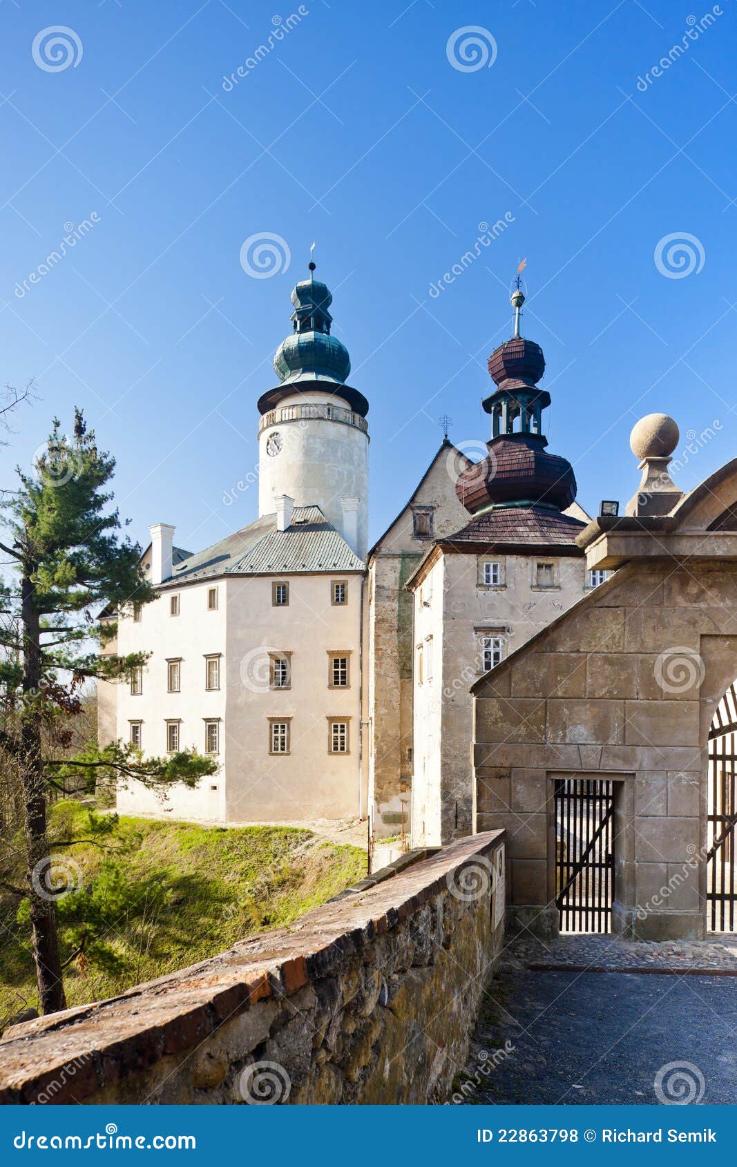 Lemberk Castle stock photo. Image of world, gate, historic - 22863798