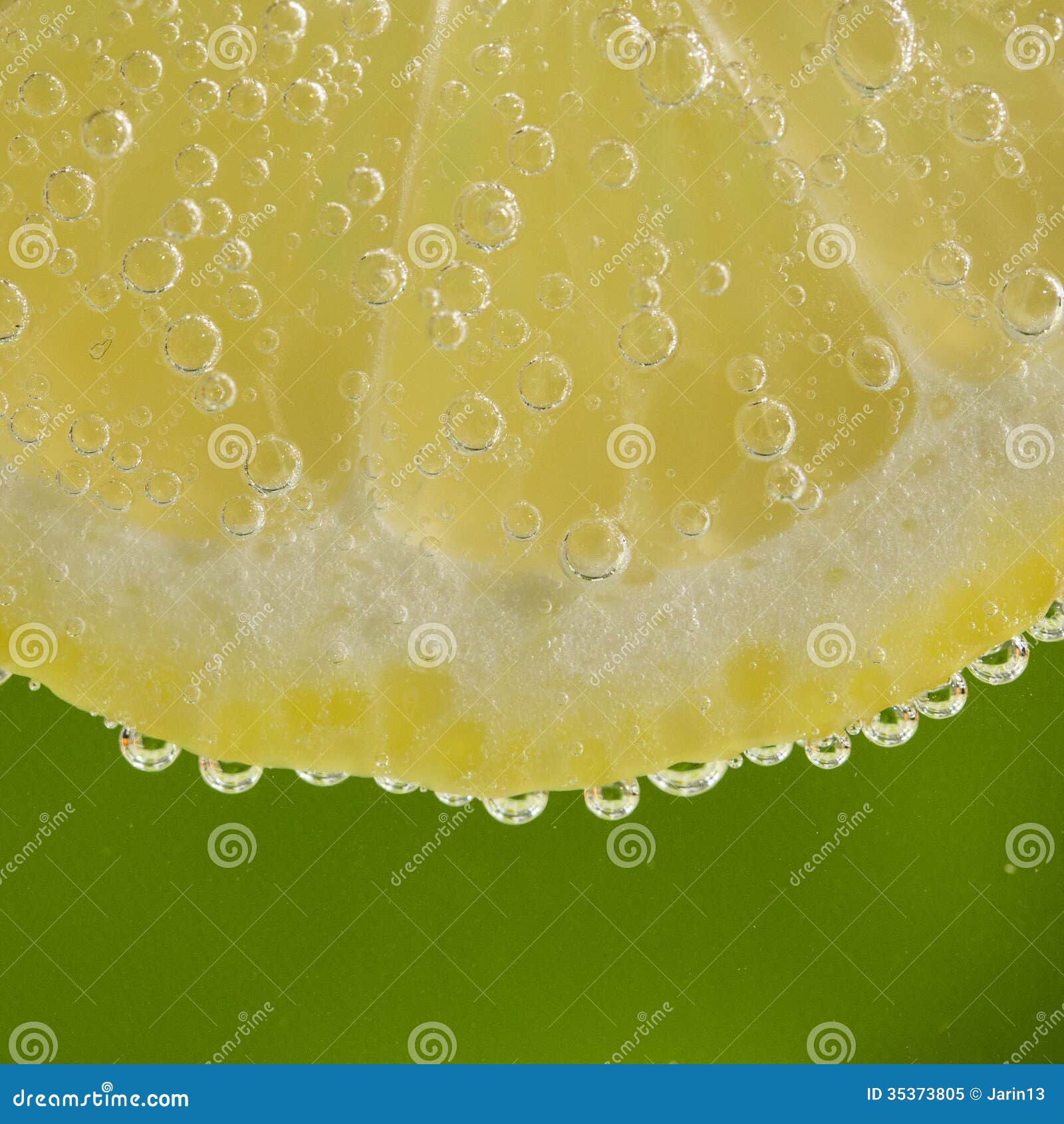 Lemon in the bubbles stock image. Image of cocktail, bubbles - 35373805