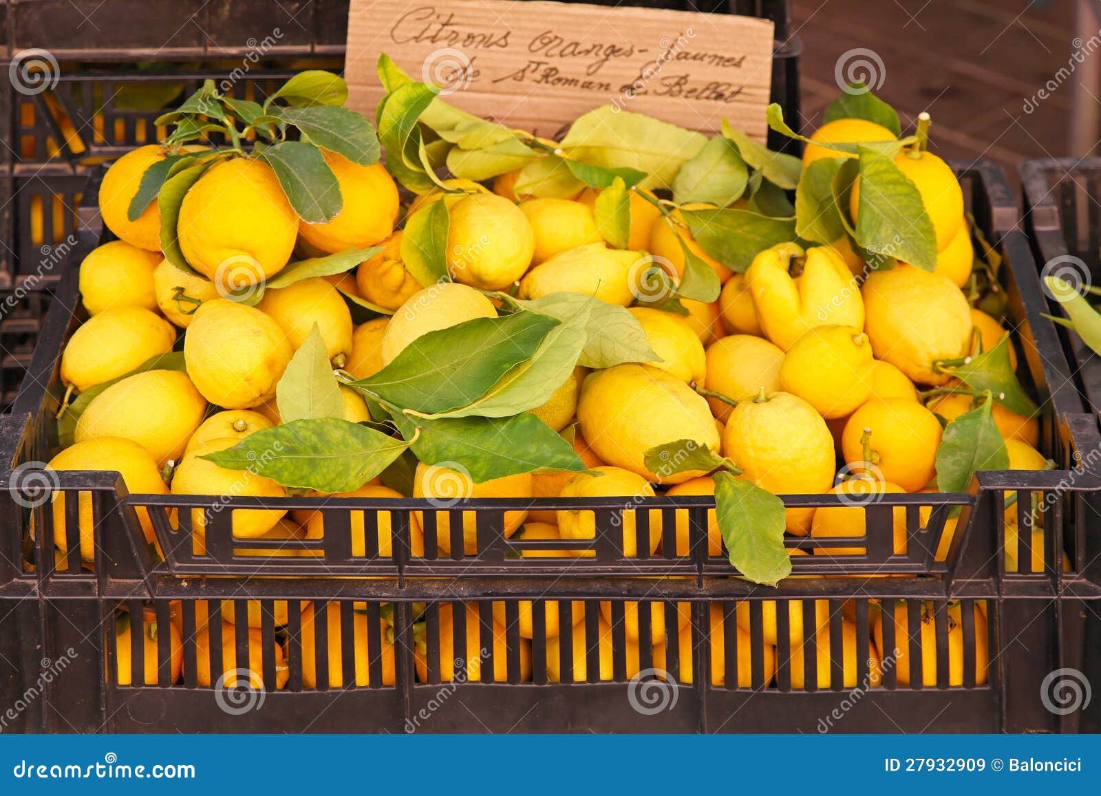 Lemon crate stock image. Image of leaves, lemon, lemons - 27932909