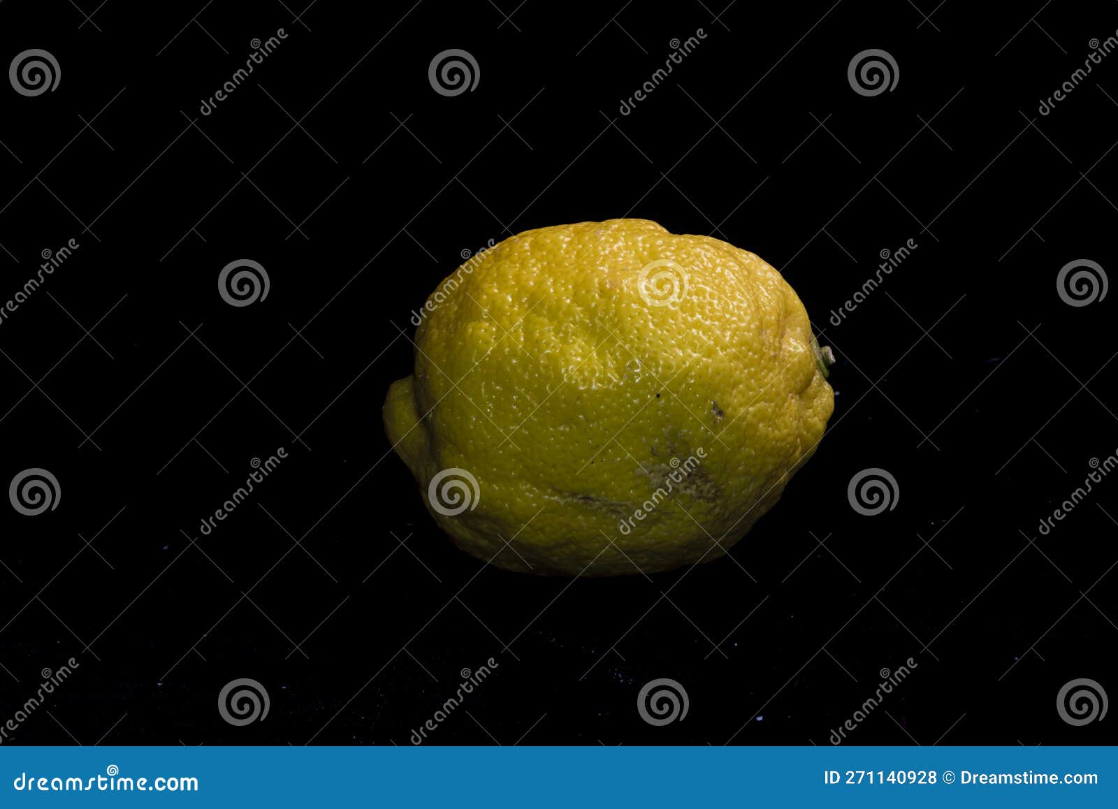 A Lemon on a Dark Background Stock Photo - Image of background ...
