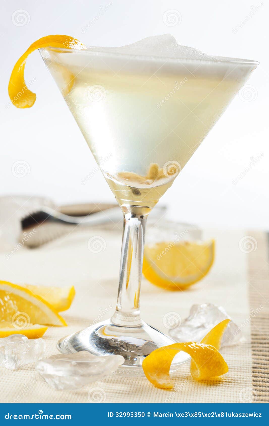 Lemon drink stock photo. Image of cubes, alcohol, drink - 32993350