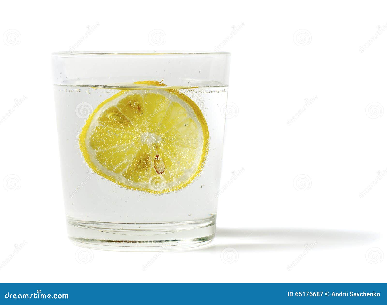 Lemon in glass stock image. Image of beverage, drip, water - 65176687