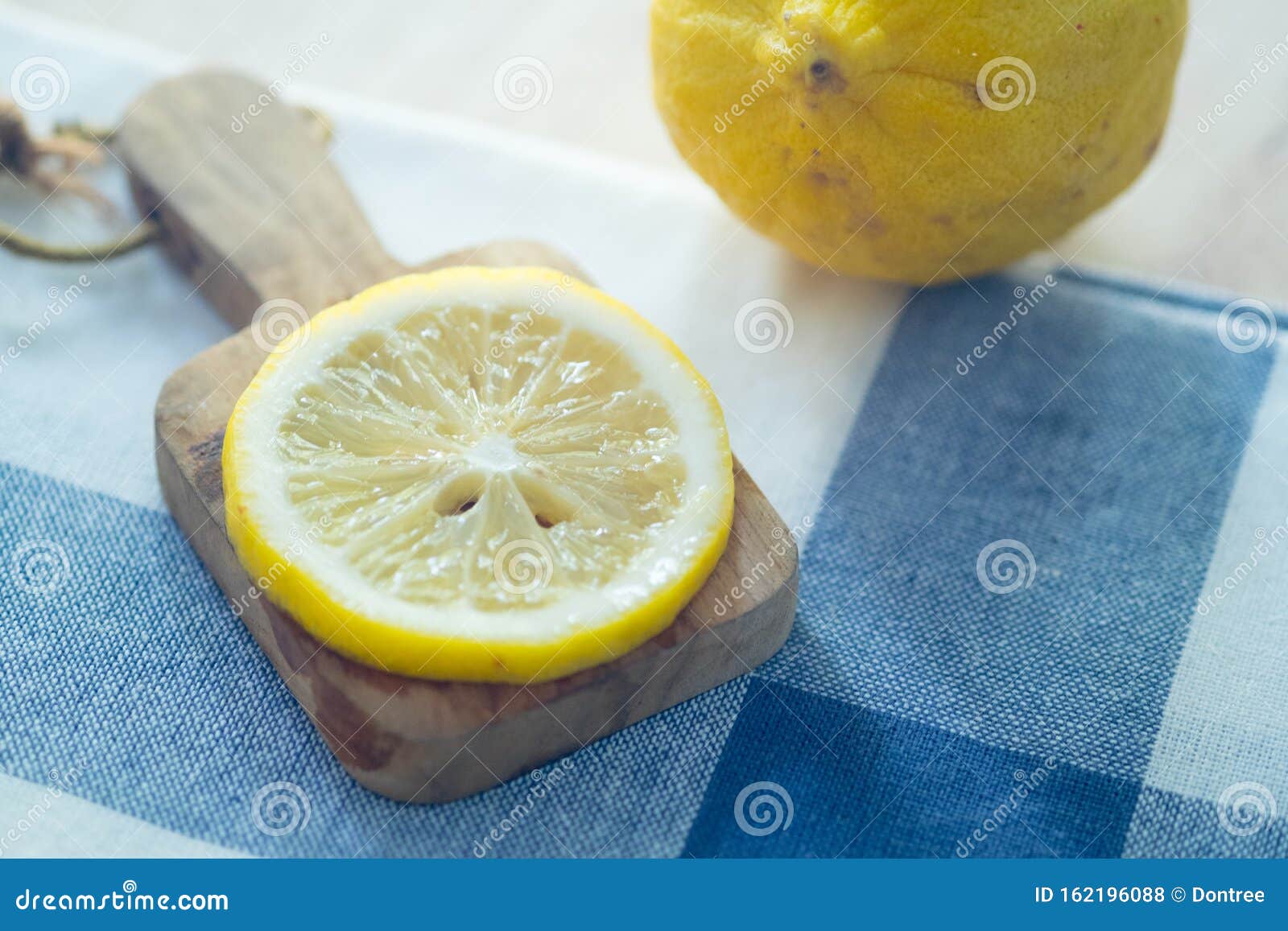 Lemon Slice Creative Healthy Food Stock Photo - Image of lemon ...