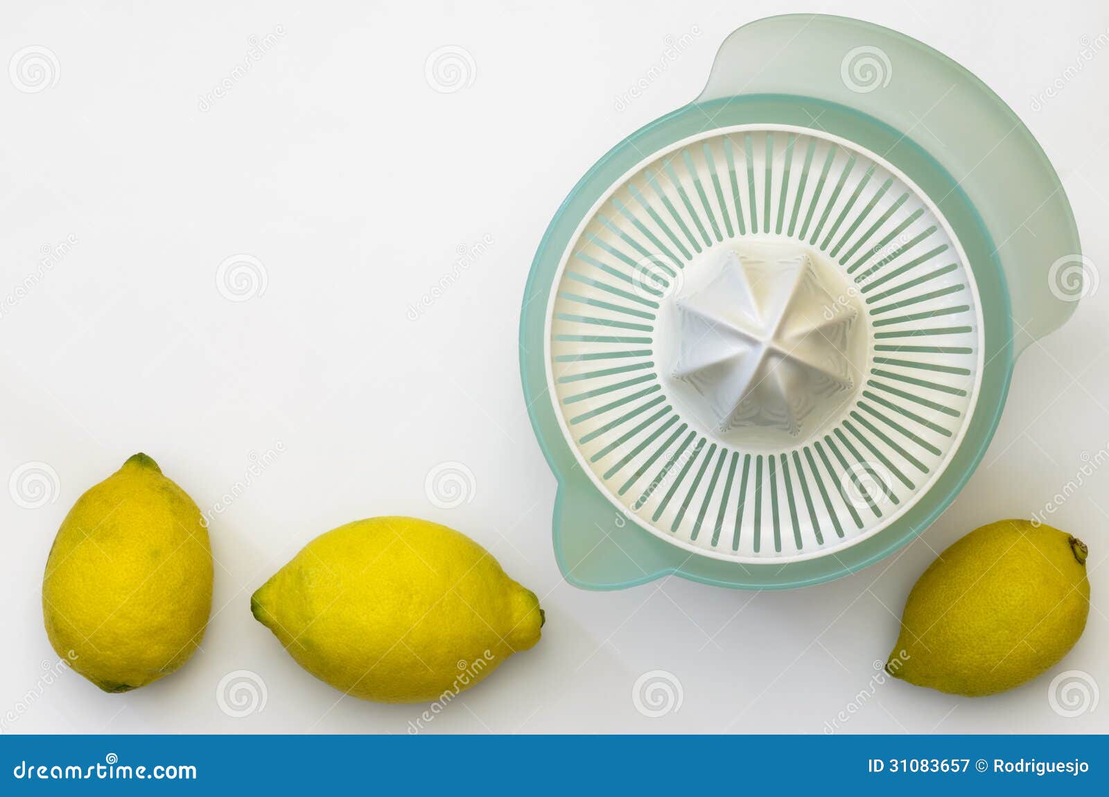 Lemon Squeezer 04-Lemons stock image. Image of liquid - 31083657