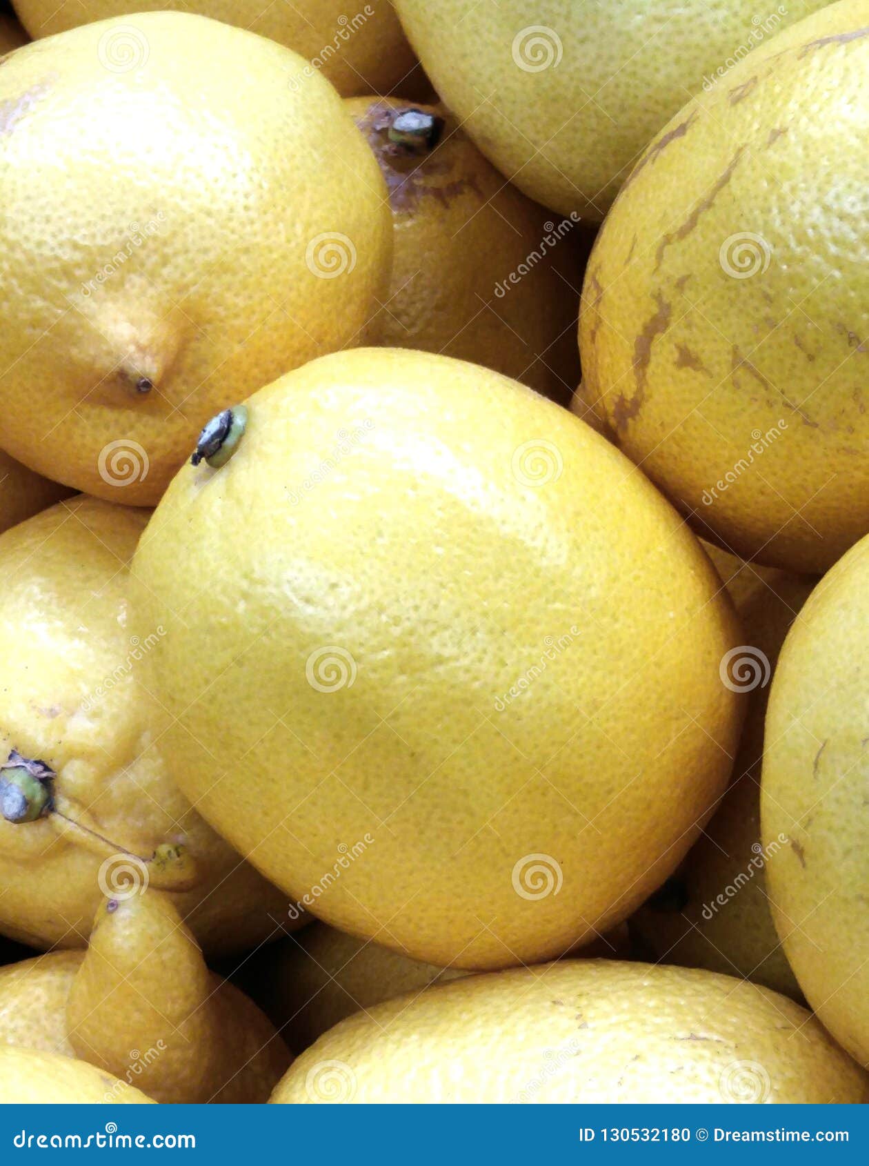 Lemon yellow in the centre stock photo. Image of juice - 130532180