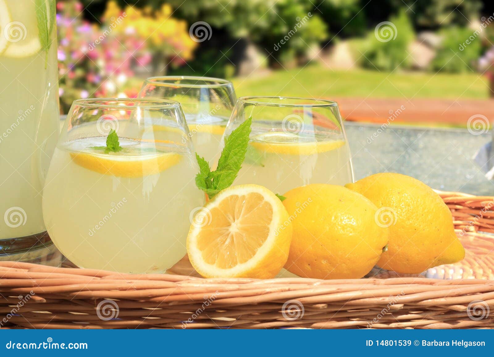 4,470 Lemonade Outside Stock Photos - Free & Royalty-Free Stock Photos ...