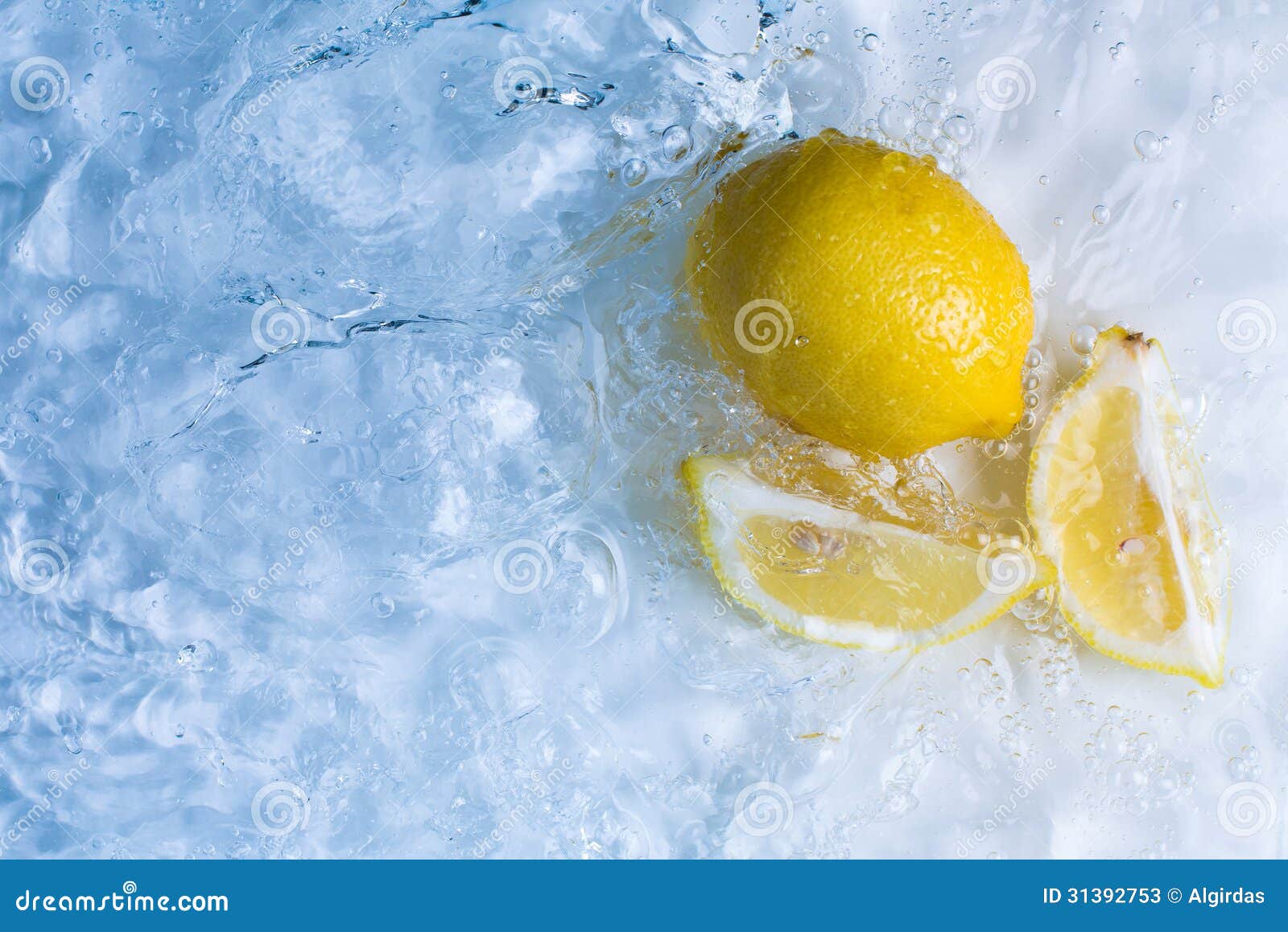 Lemons in Cool Refreshing Water Stock Image - Image of refreshing, food ...