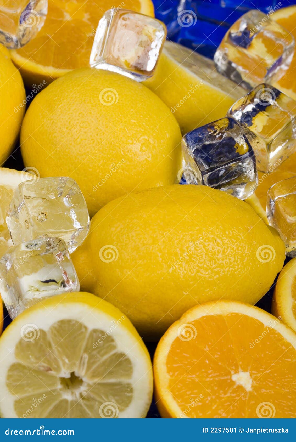 Lemons with ice cubes stock image. Image of energy, complete - 2297501