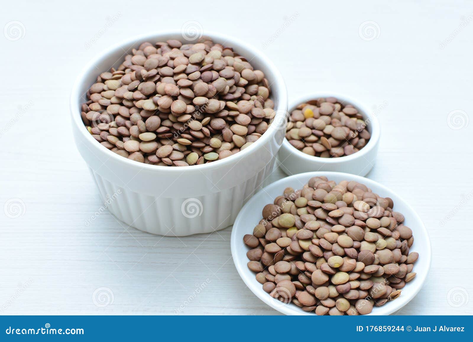 Lens Culinaris Raw Lentils Displayed in Different Containers - Lentils ...