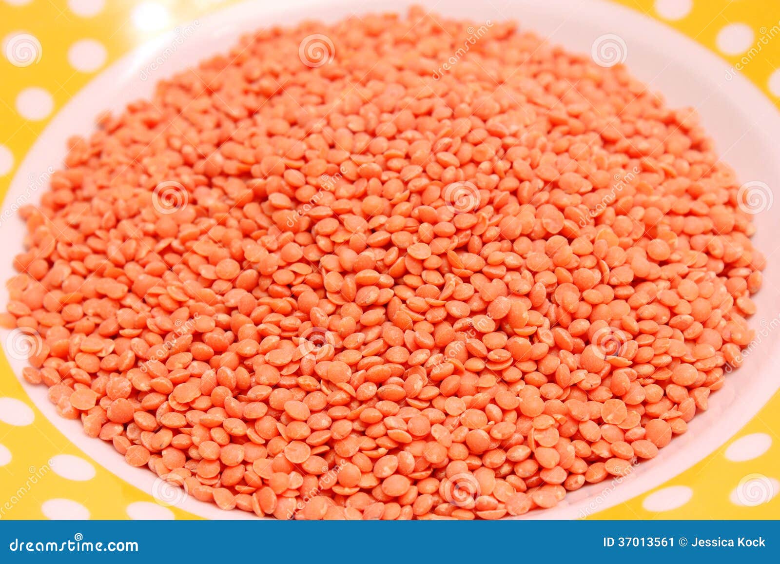Lentejas rojas imagen de archivo. Imagen de alimento - 37013561