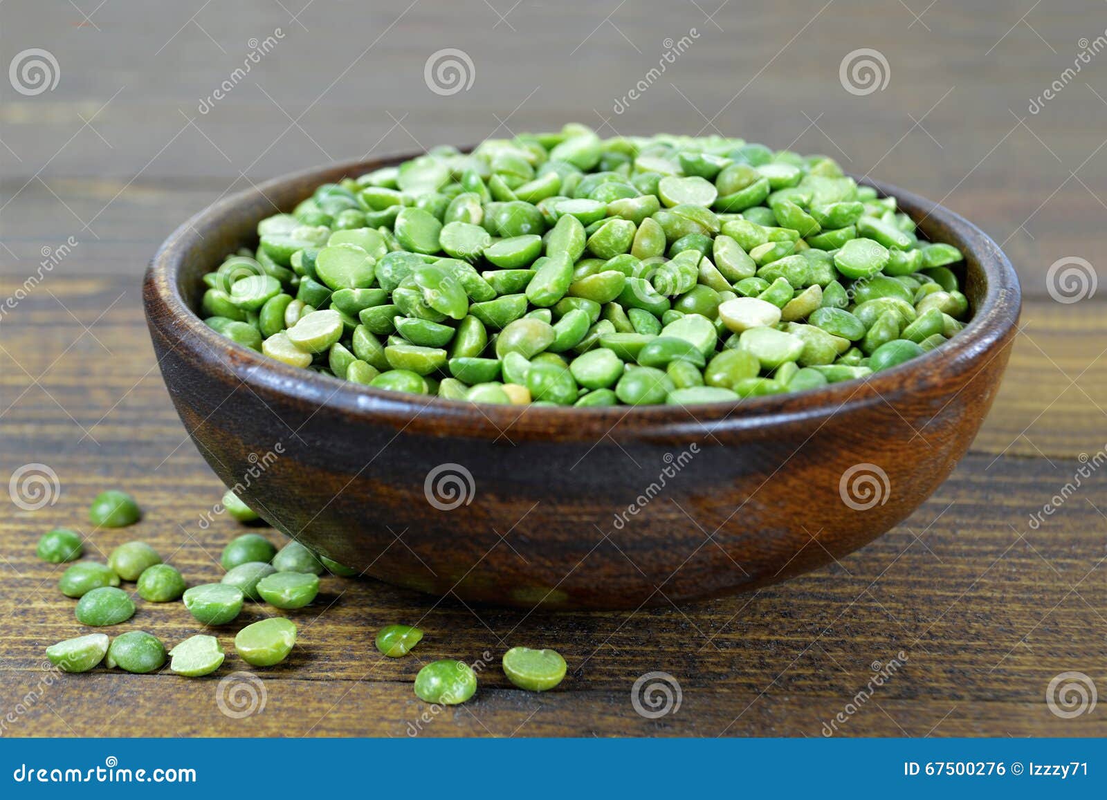 Lentil Beans in Wooden Bowl Stock Photo - Image of food, fresh: 67500276
