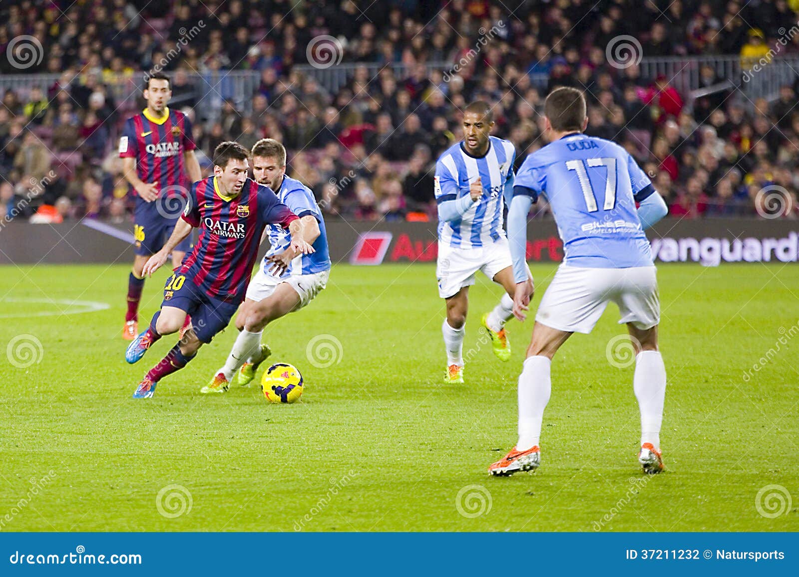 Leo Messi in actie redactionele fotografie. Image of speler - 37211232